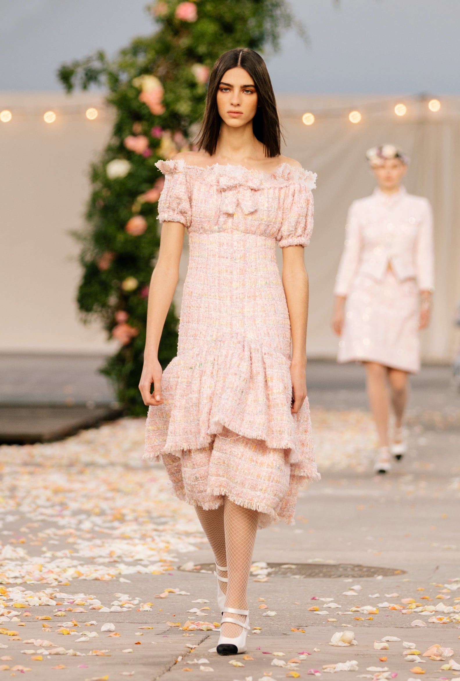 Chanel Haute Couture Spring/Summer 2021 Collection Pictures | PS Fashion