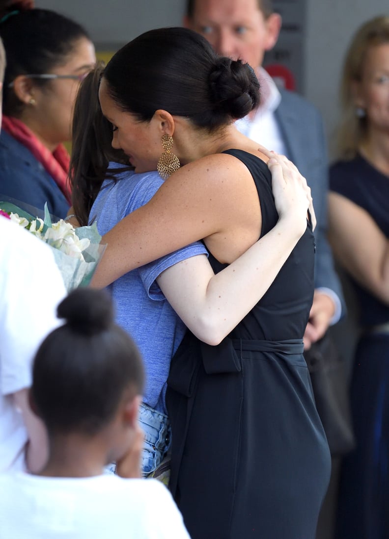 Prince Harry and Meghan Markle Hugging on South Africa Tour | PS Celebrity