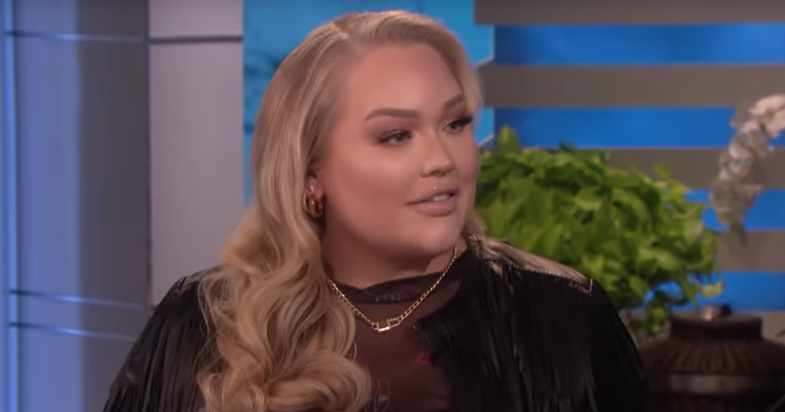 YouTuber NikkieTutorials on The Ellen DeGeneres Show | Video | PS Beauty