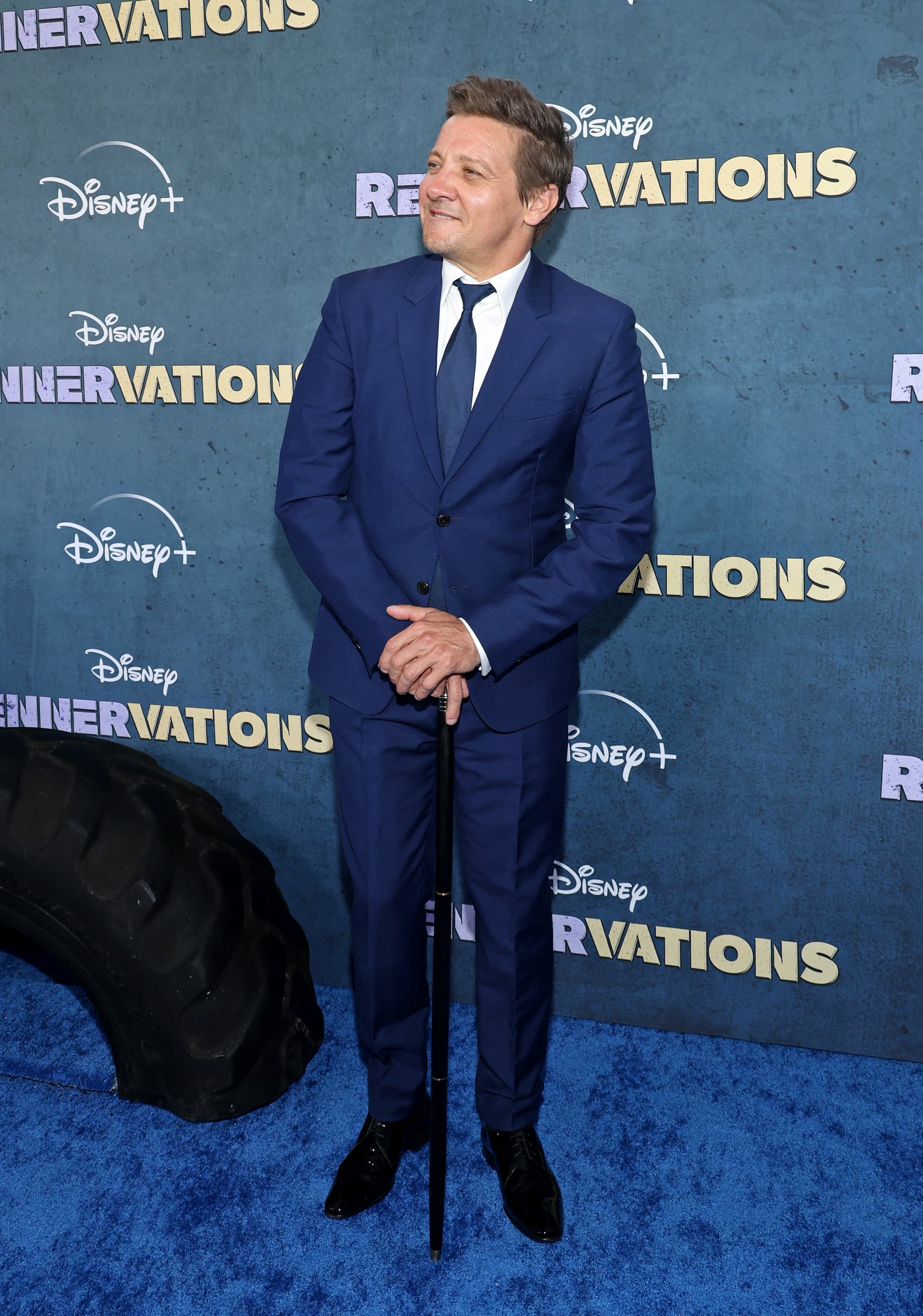 Jeremy Renner Attends Rennervations Premiere After Accident | PS Celebrity