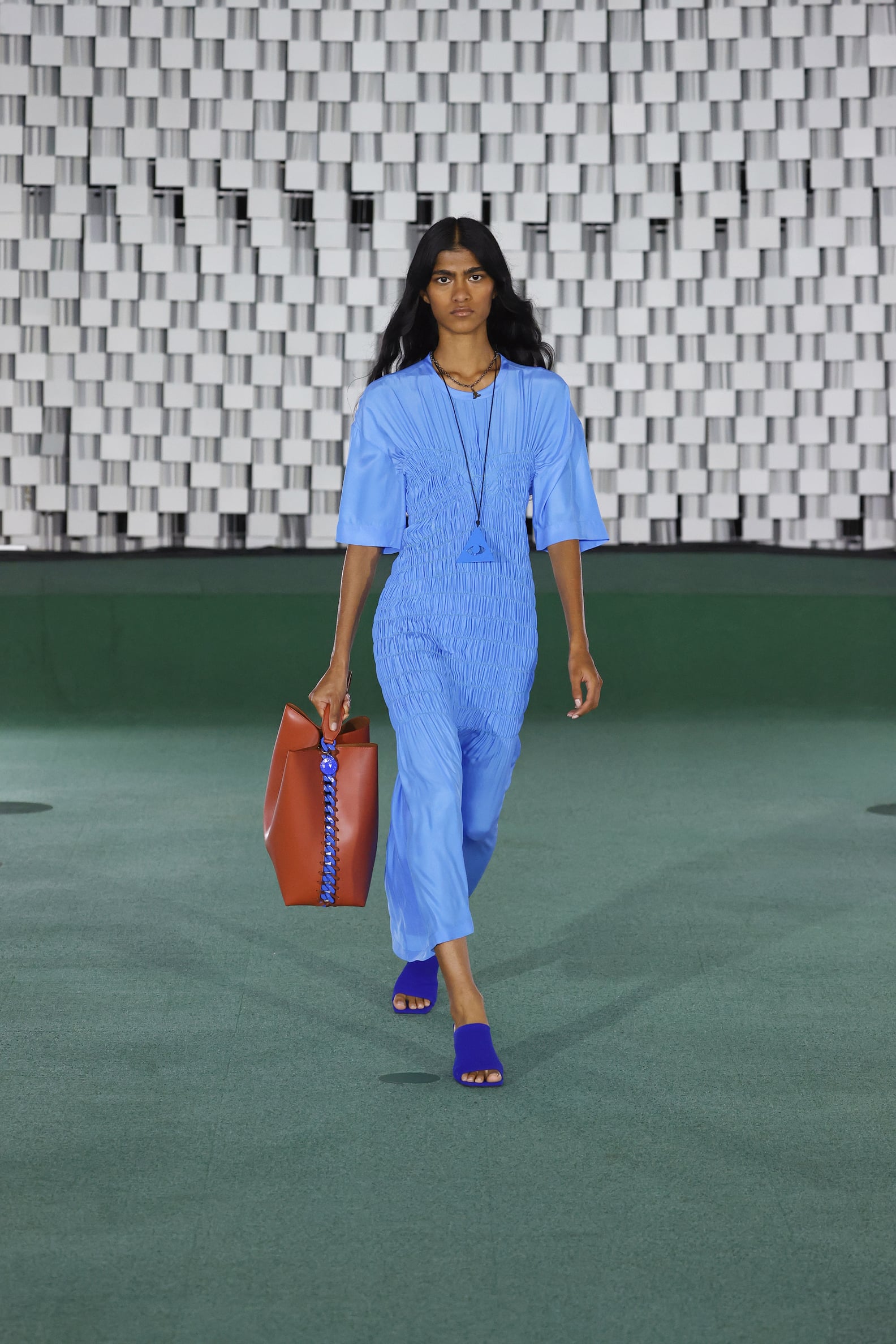 The 6 Biggest Color Trends For Spring 2022 Fashion | PS Fashion