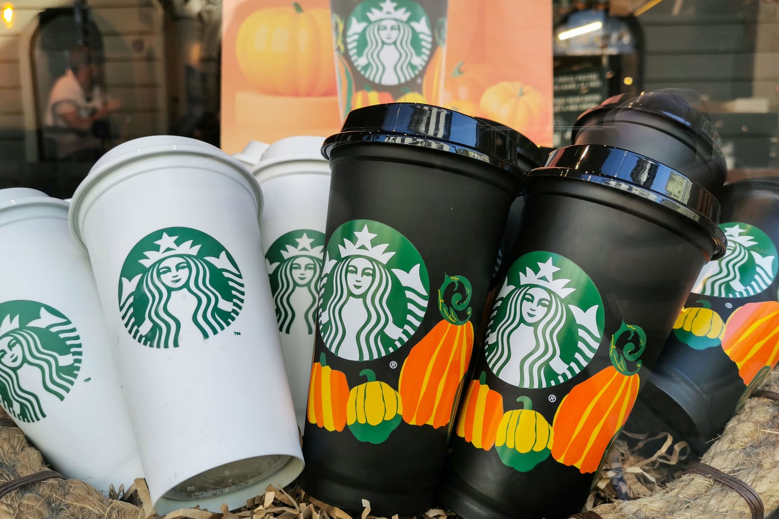 Starbucks's Halloween 2023 Cups Are Popping Up in Stores | PS Food