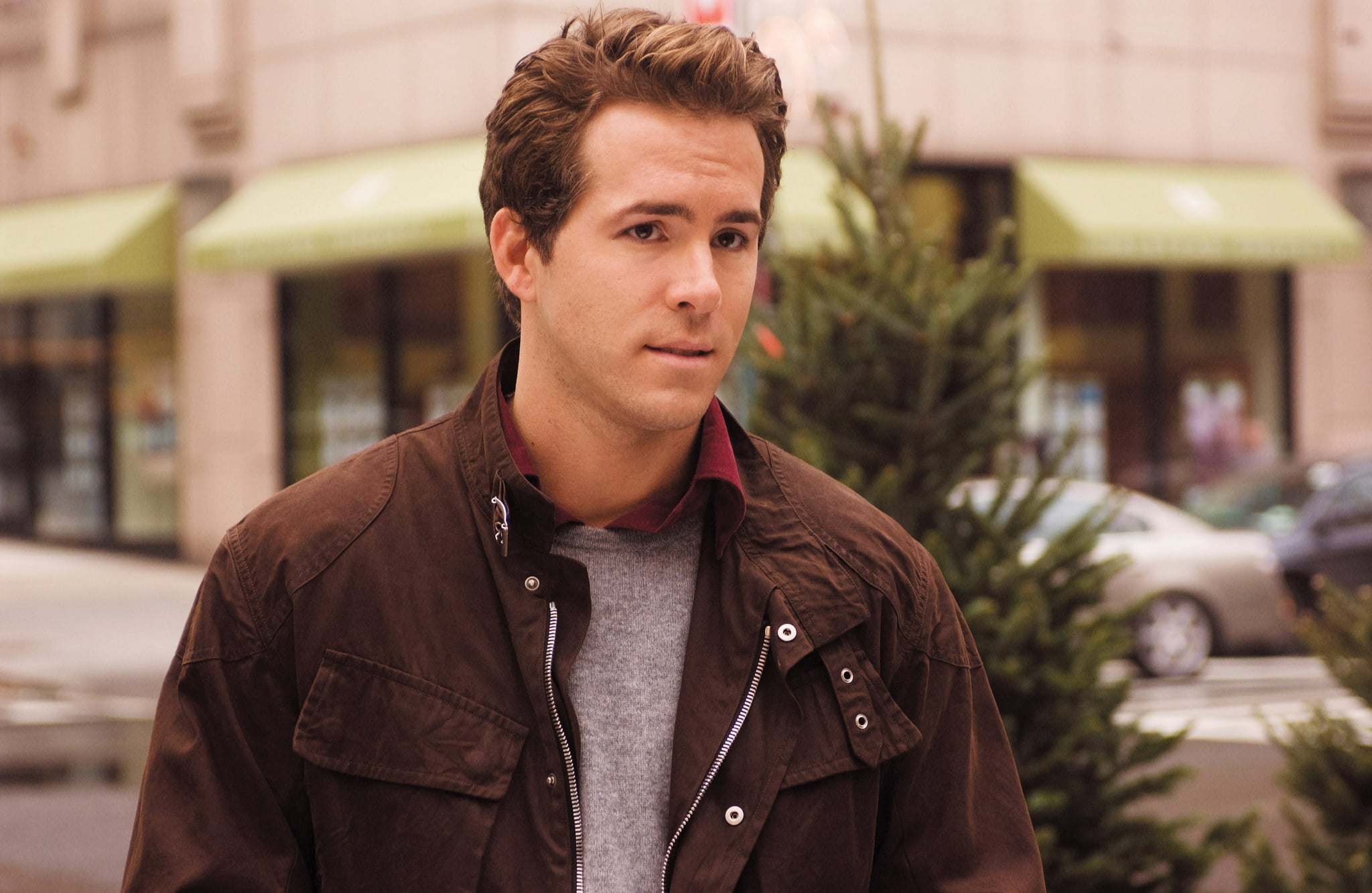 Definitely Maybe He Loves Her