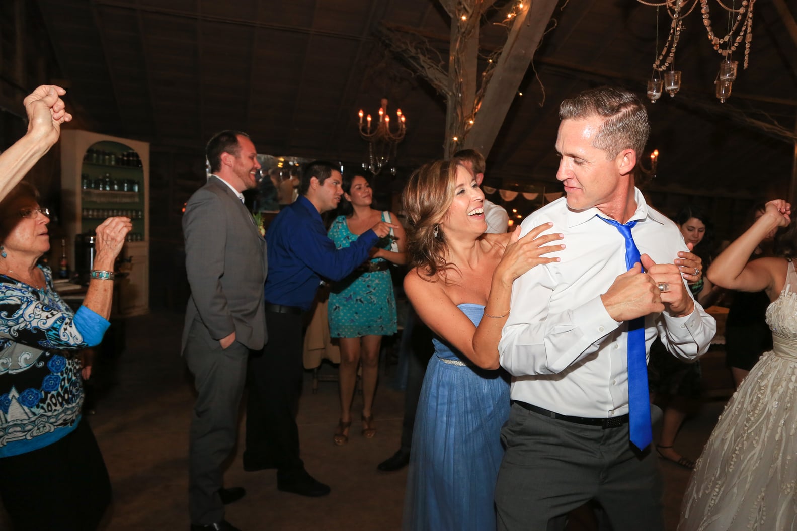 Outdoor Summer Wedding Photos | PS Love