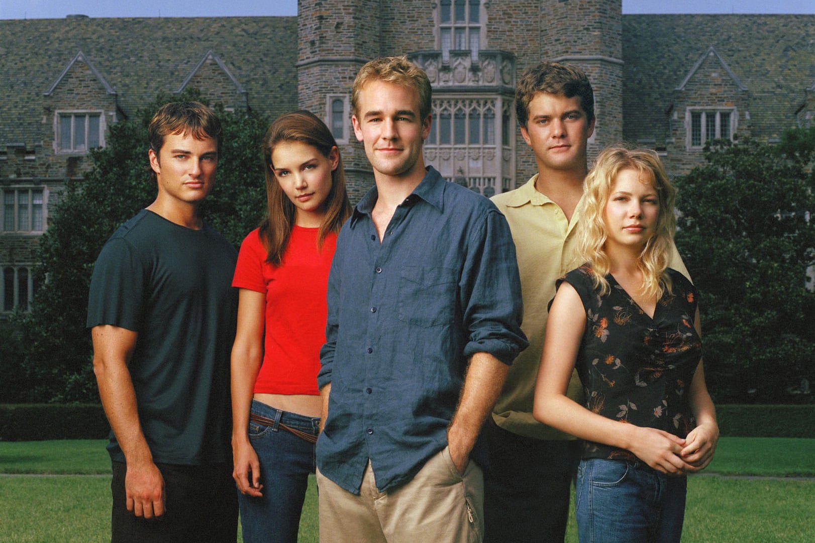 Streaming TV Shows Set in College | POPSUGAR Entertainment