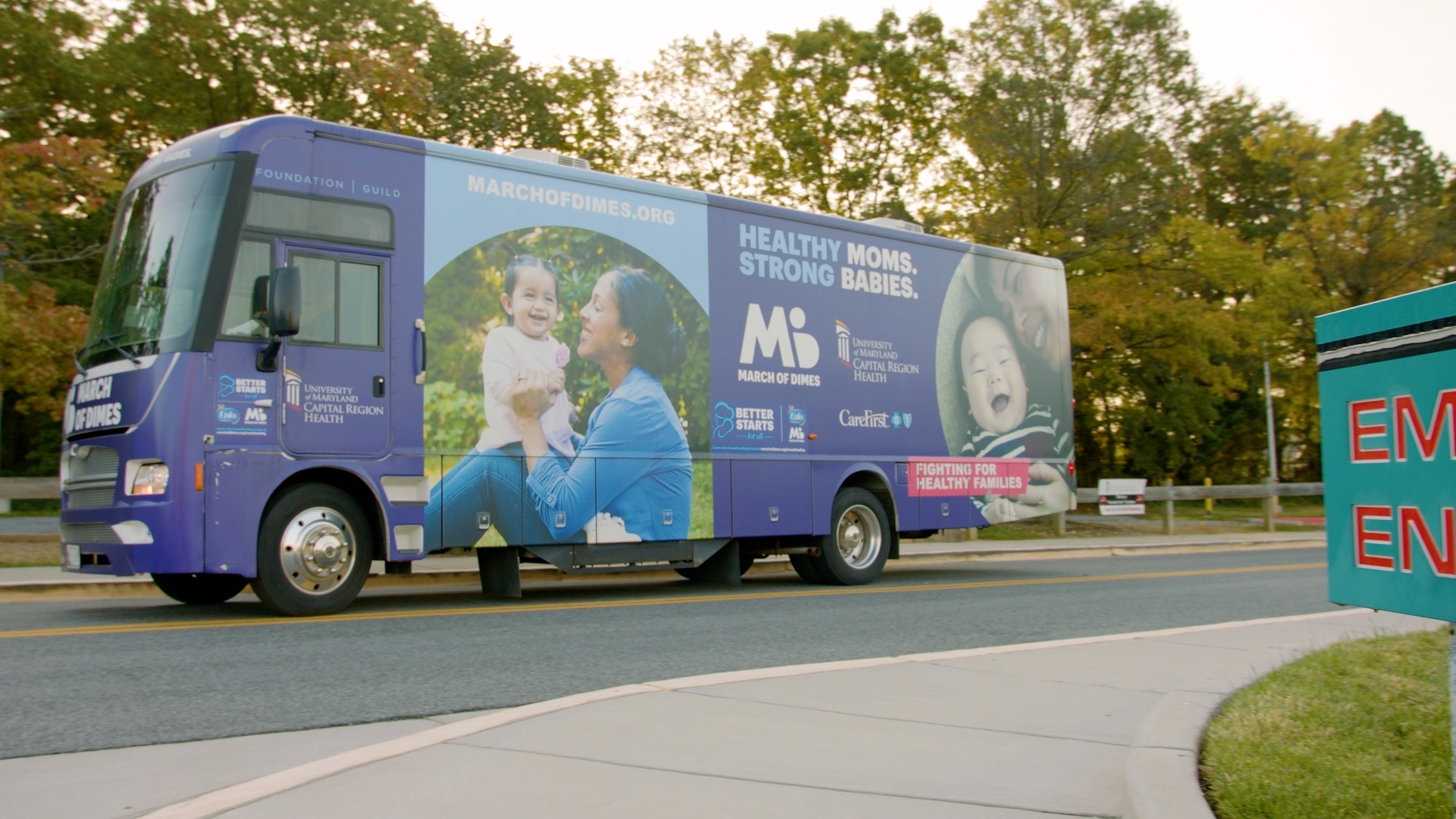 How Mobile Maternal Care Units Are Helping Pregnant People | POPSUGAR ...
