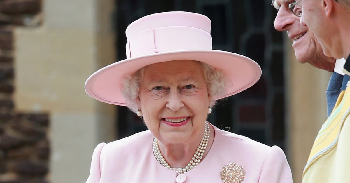 Queen Elizabeth's Coat Style | PS Fashion