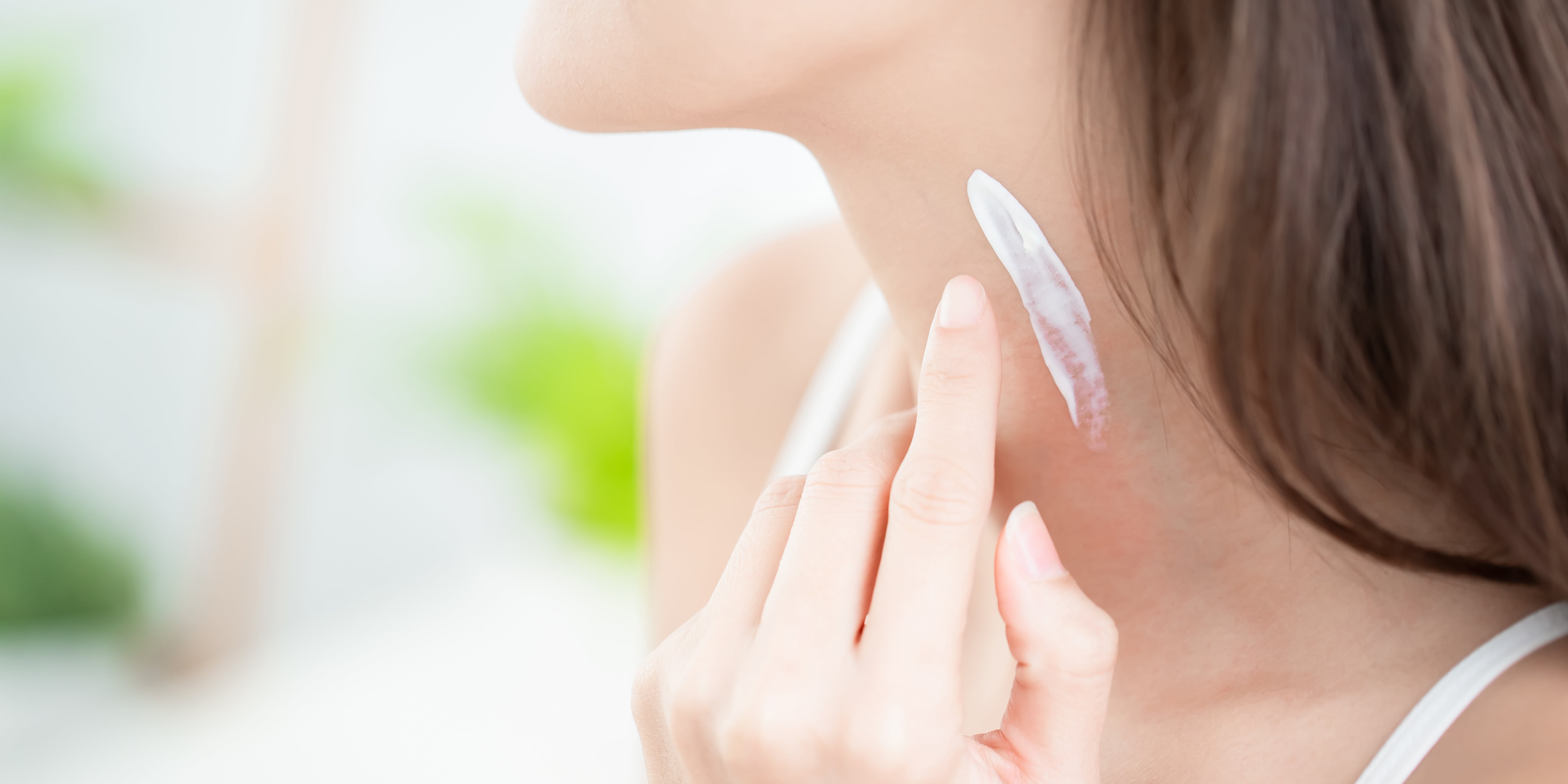 Your Neck Needs a Skin-Care Routine at Every Age | PS Beauty