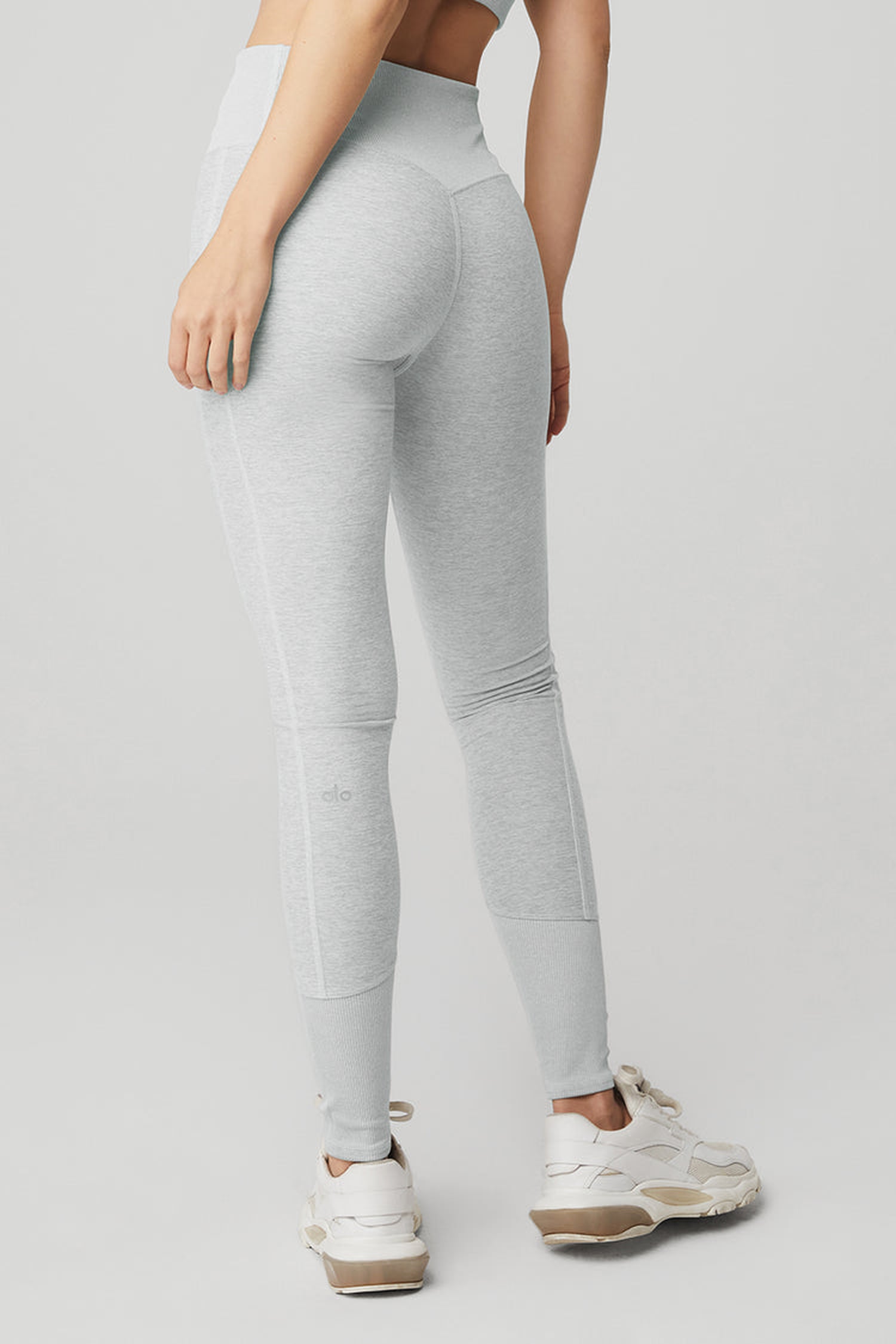 The Best Leggings and Sweatpants at Alo Yoga | PS Fitness