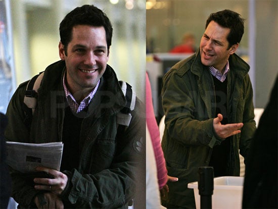 Paul Rudd Goes Through Security