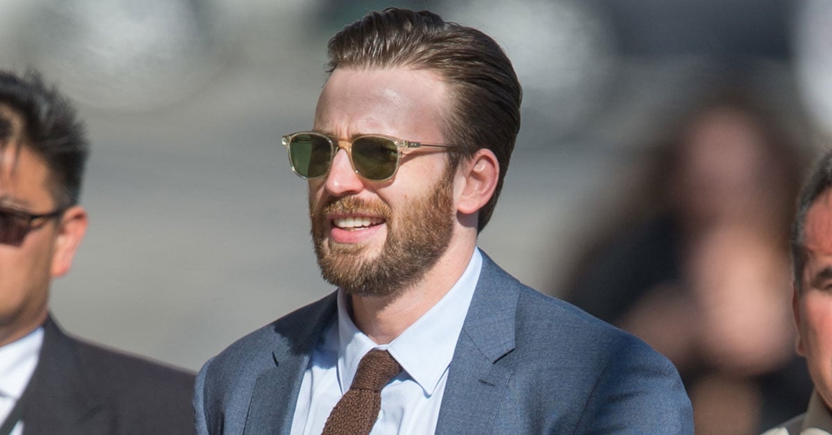 Chris Evans Out in LA April 2016 | PS Celebrity