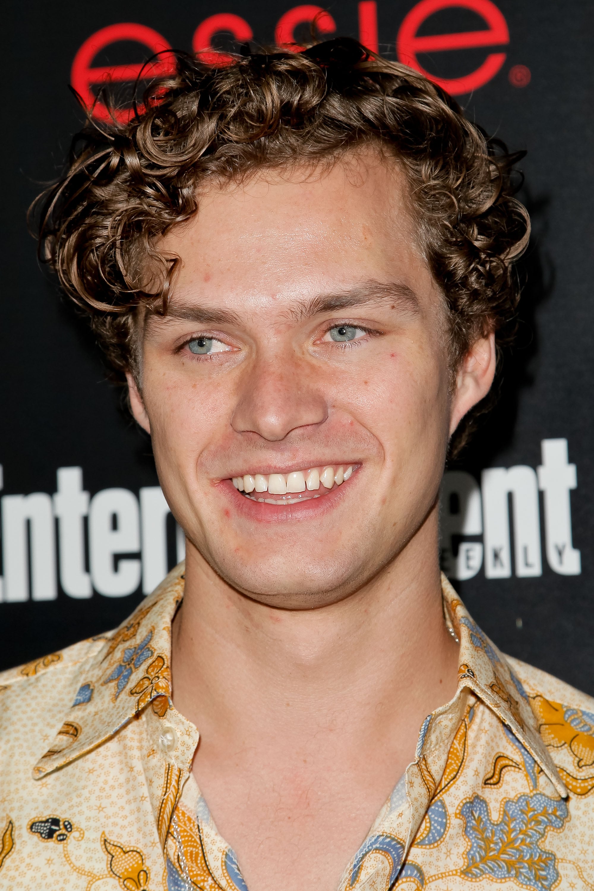 Finn Jones Boyfriend