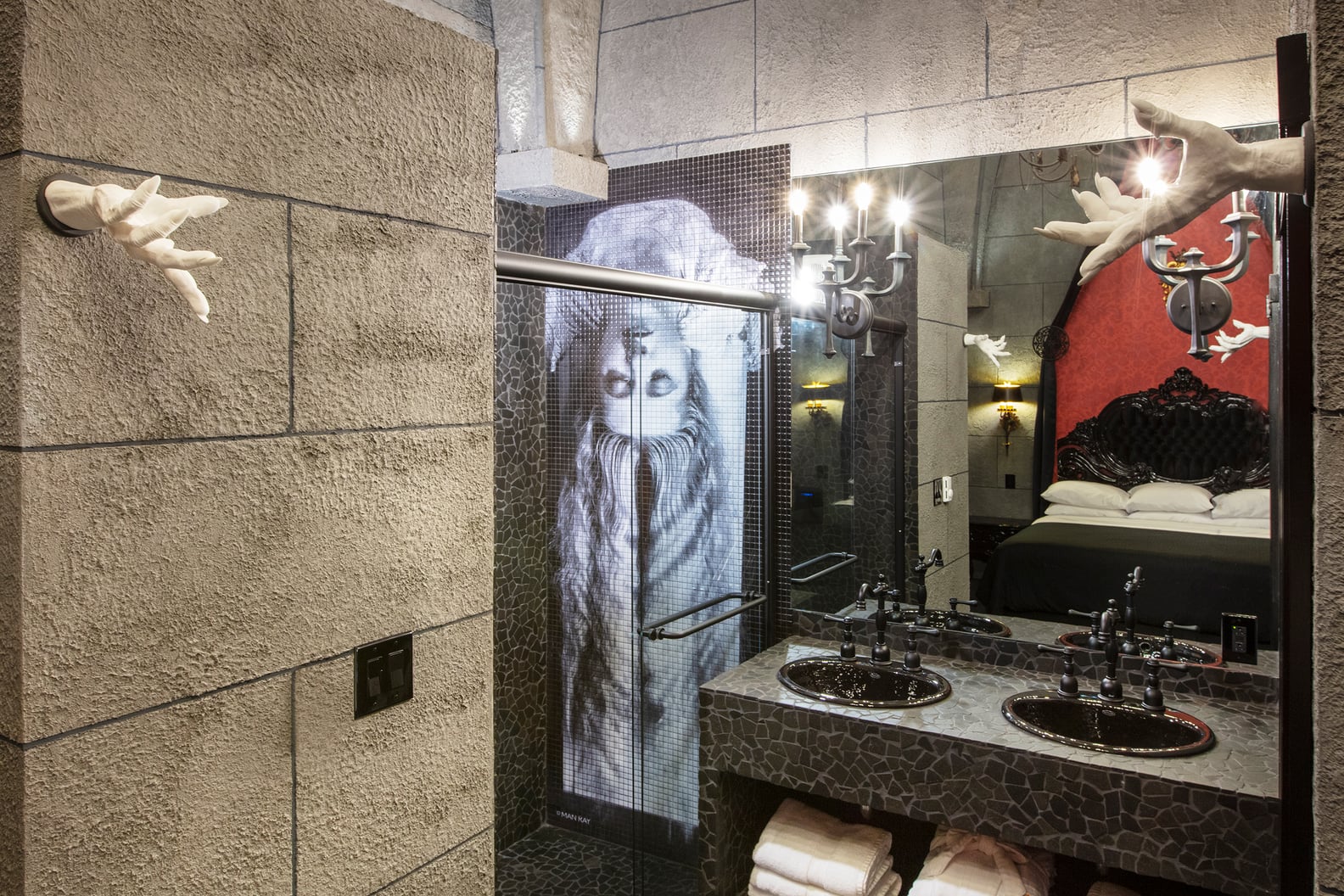 Elegant Dracula Motel Suite at the Roxbury Motel in New York | PS Smart ...