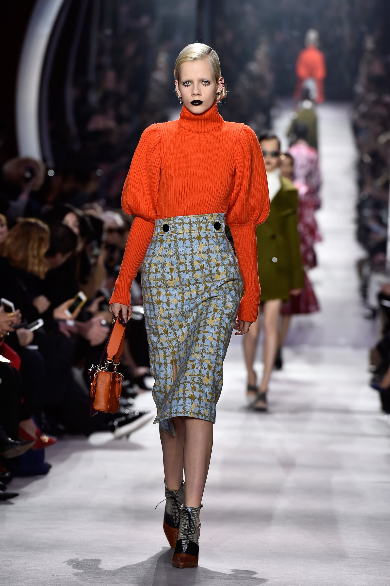 Dior Fall 2016 Runway | PS Fashion