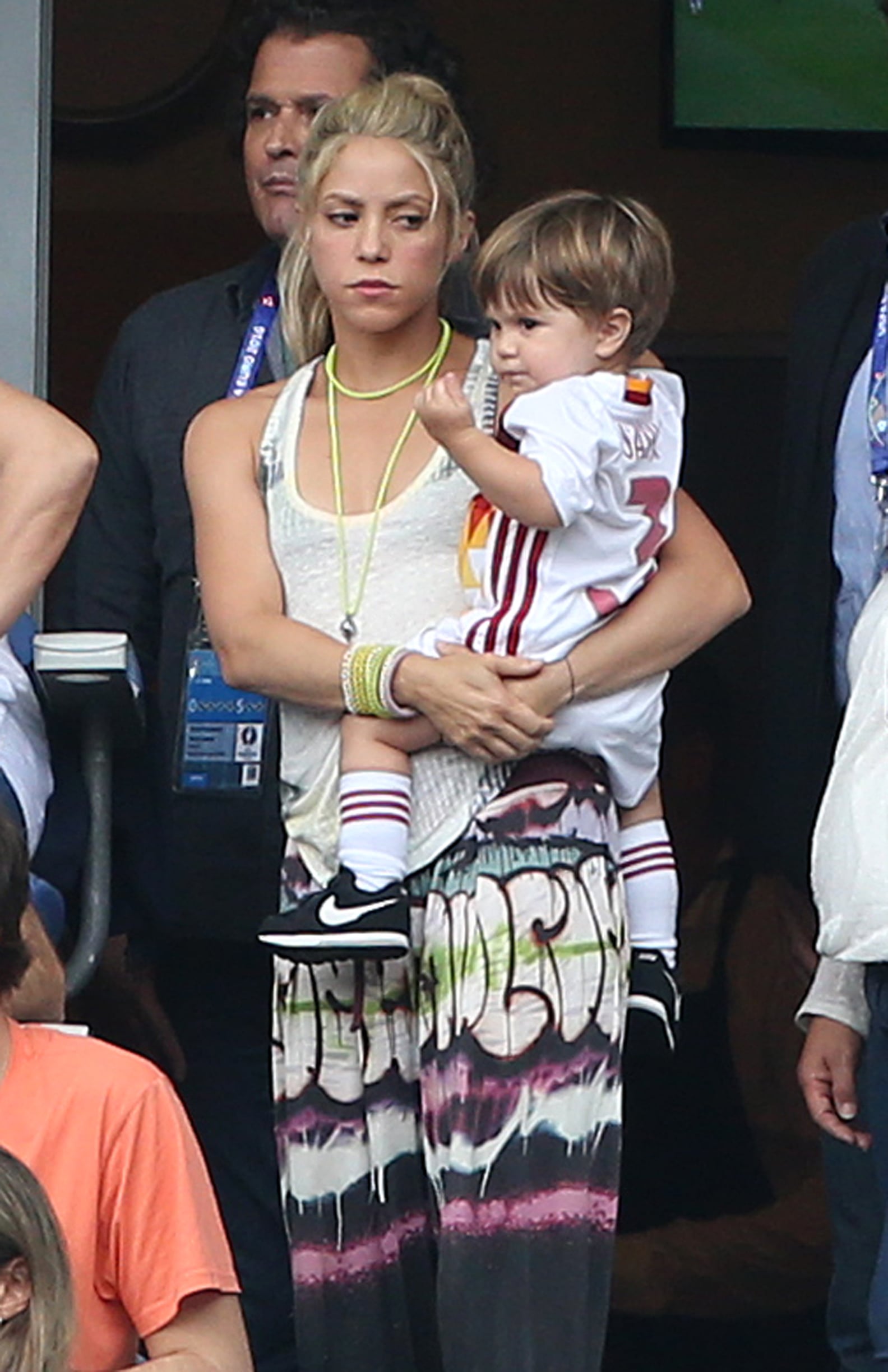 Shakira and Her Family at the Euro Cup 2016 | Photos | PS Latina