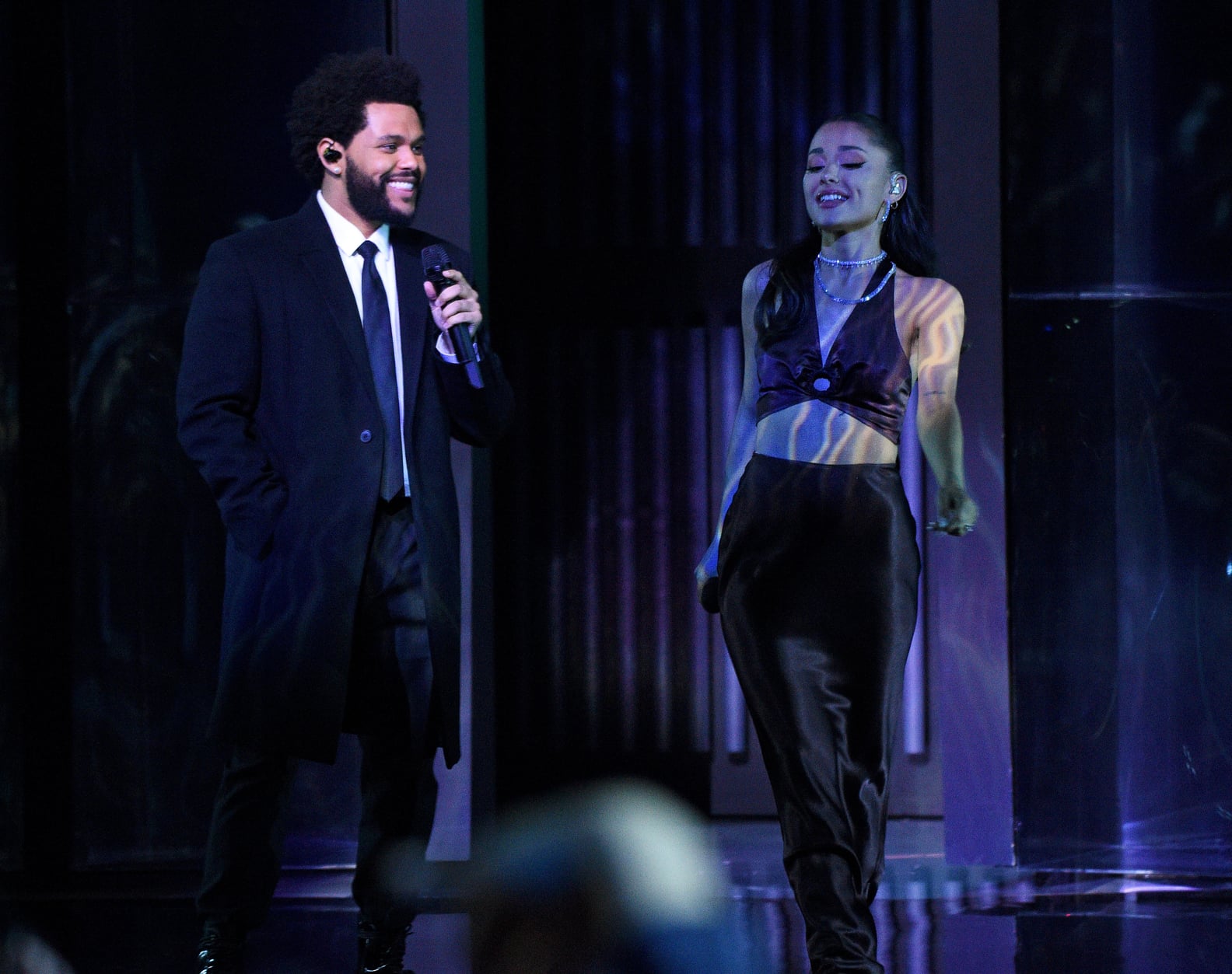 The Weeknd and Ariana Grande Perform at iHeartRadio Awards | POPSUGAR ...