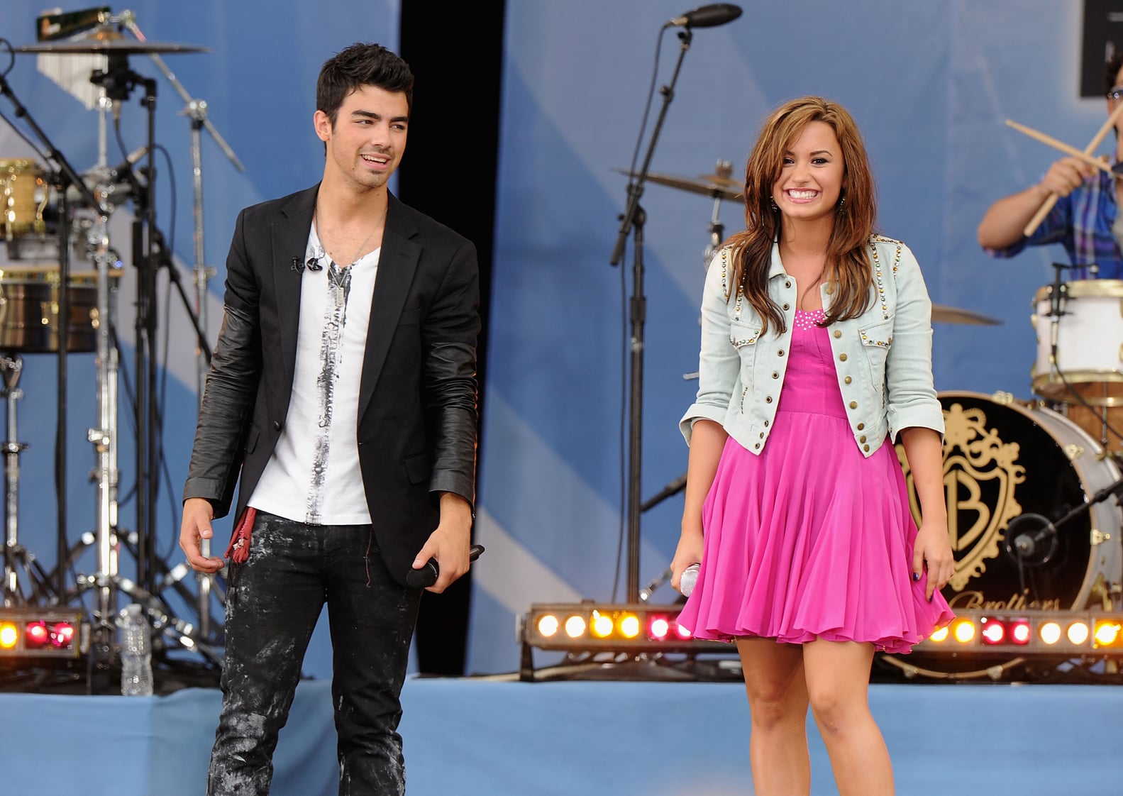 Demi Lovato and Joe Jonas Pictures | POPSUGAR Celebrity