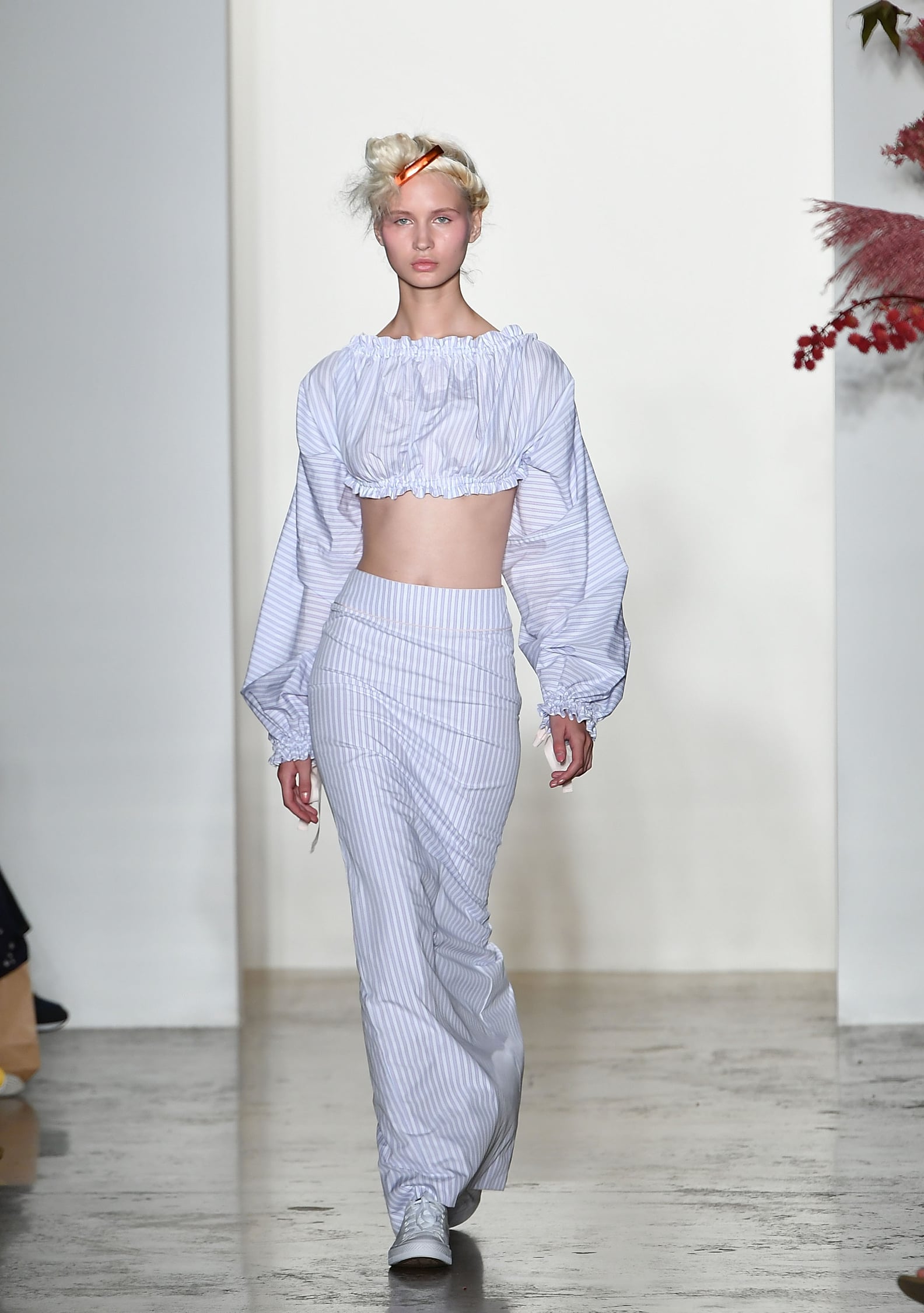 Underboob Crop Top Trend | PS Fashion