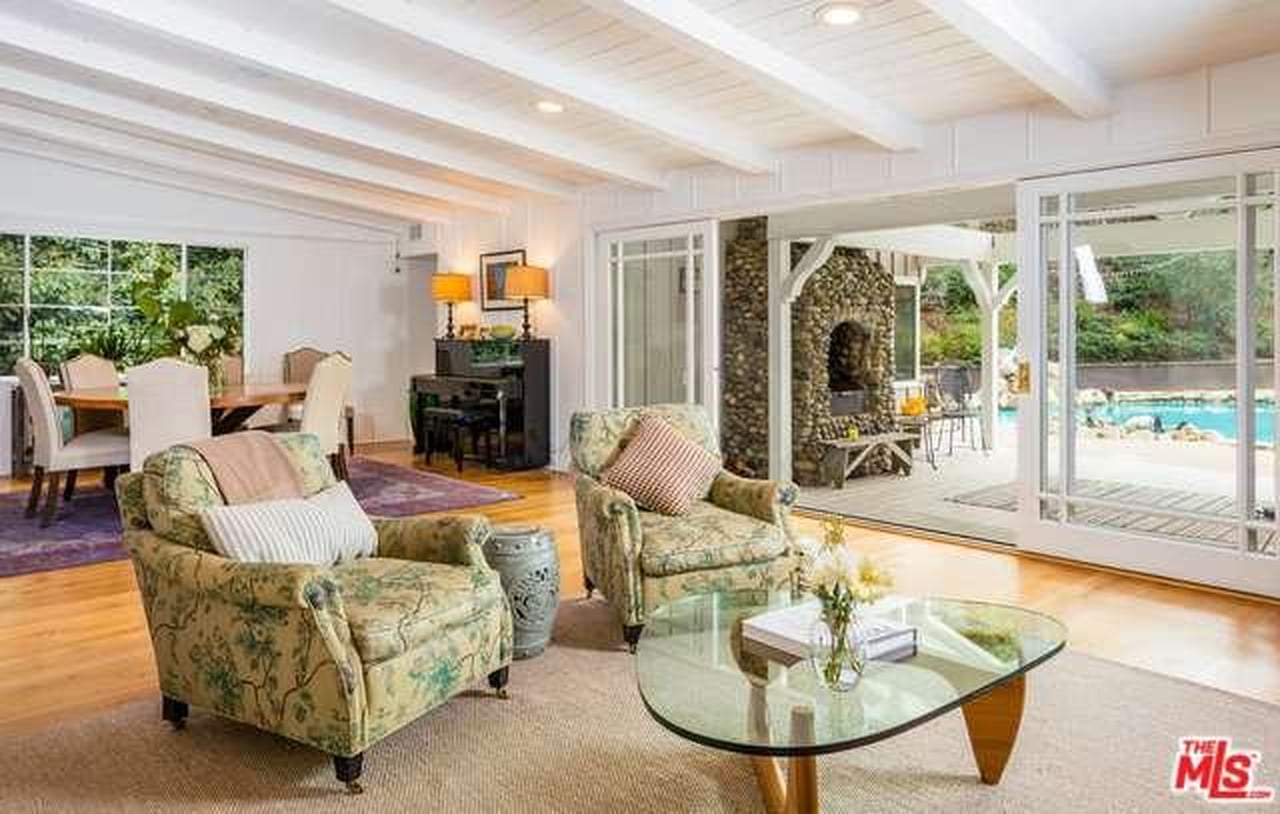Amy Smart and Carter Oosterhouse Selling Home | POPSUGAR Home