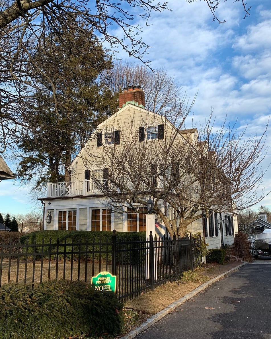 Famous Movie and TV Houses You Can Visit in Real Life | PS Home