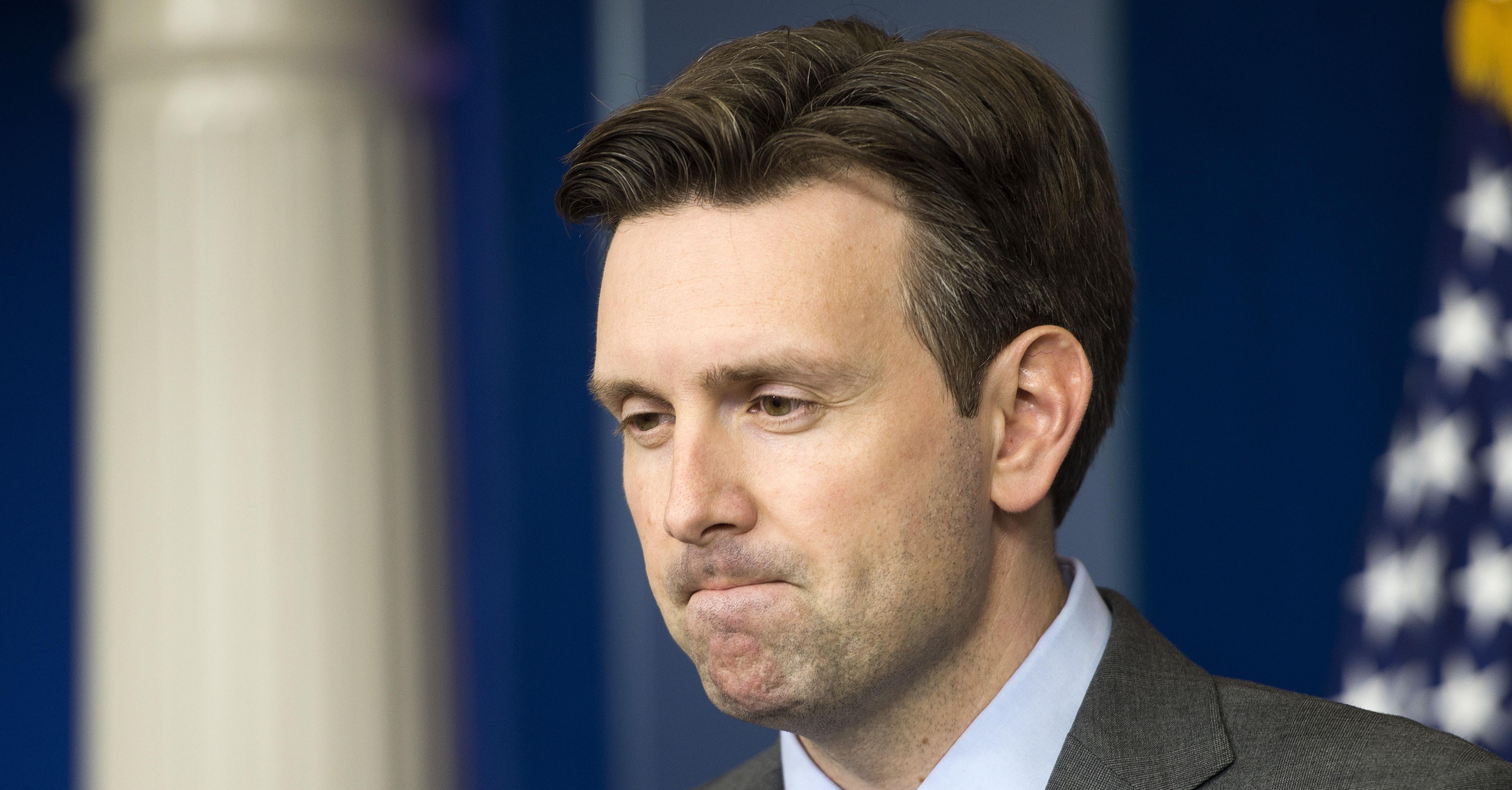 Former White House Secretary Josh Earnest on Sean Spicer | PS News