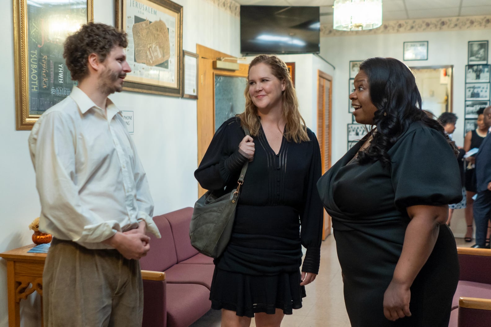 Hulus Life And Beth Trailer And Release Date Popsugar Entertainment