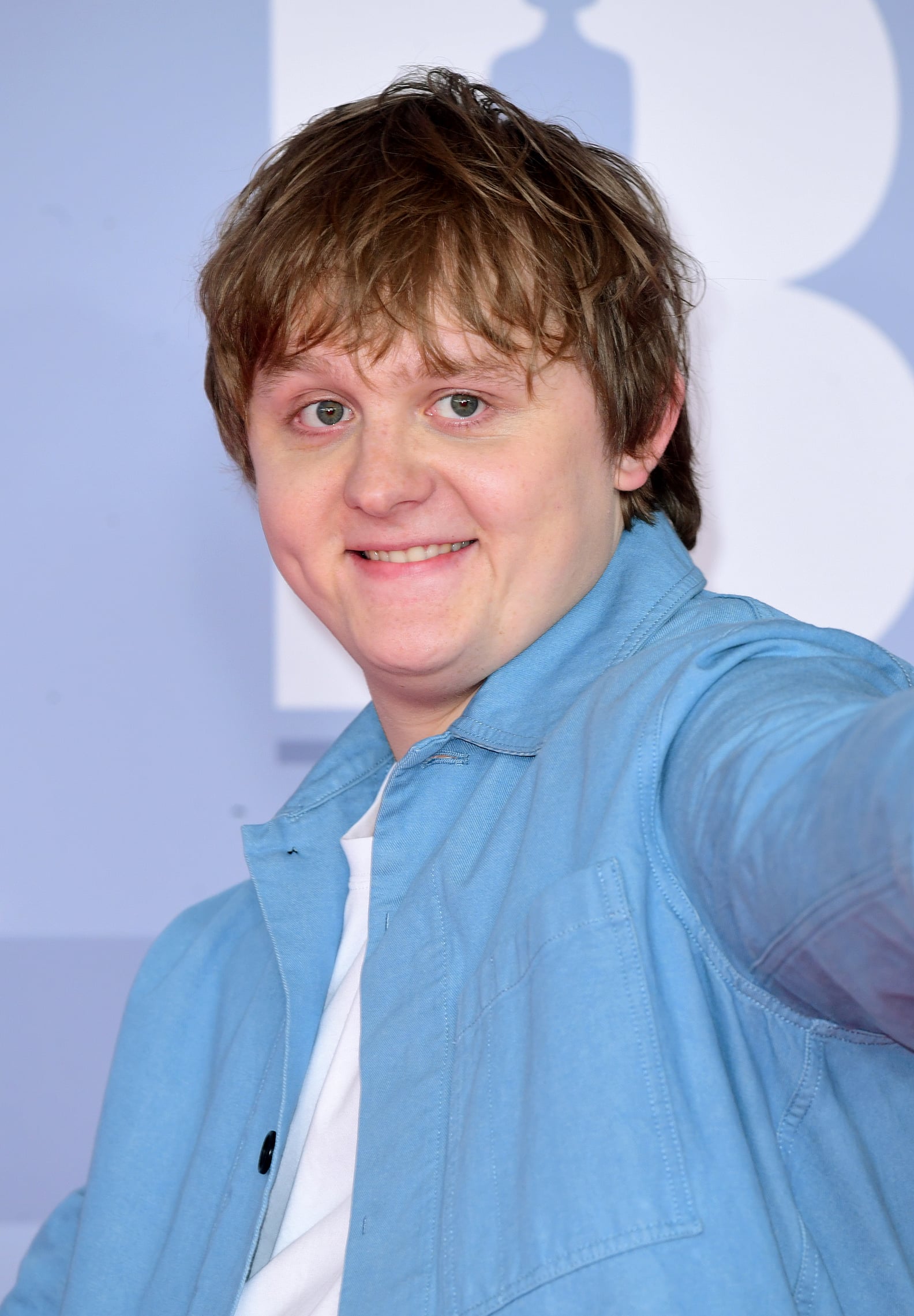 Lewis Capaldi Posing on the 2020 BRIT Awards Red Carpet | PS Celebrity