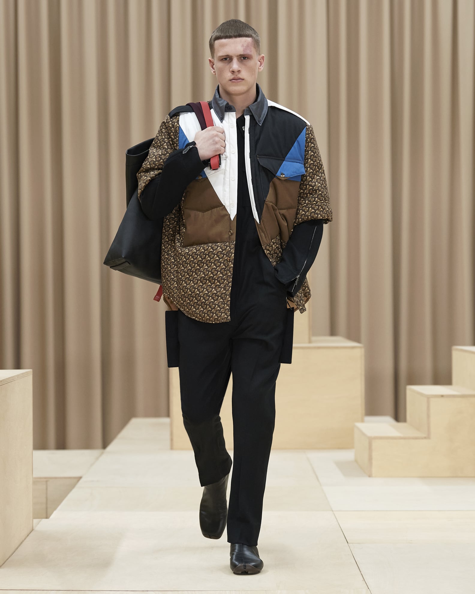 Burberry's Fall 2021 Collection Pays Homage to the Outdoors | PS Fashion