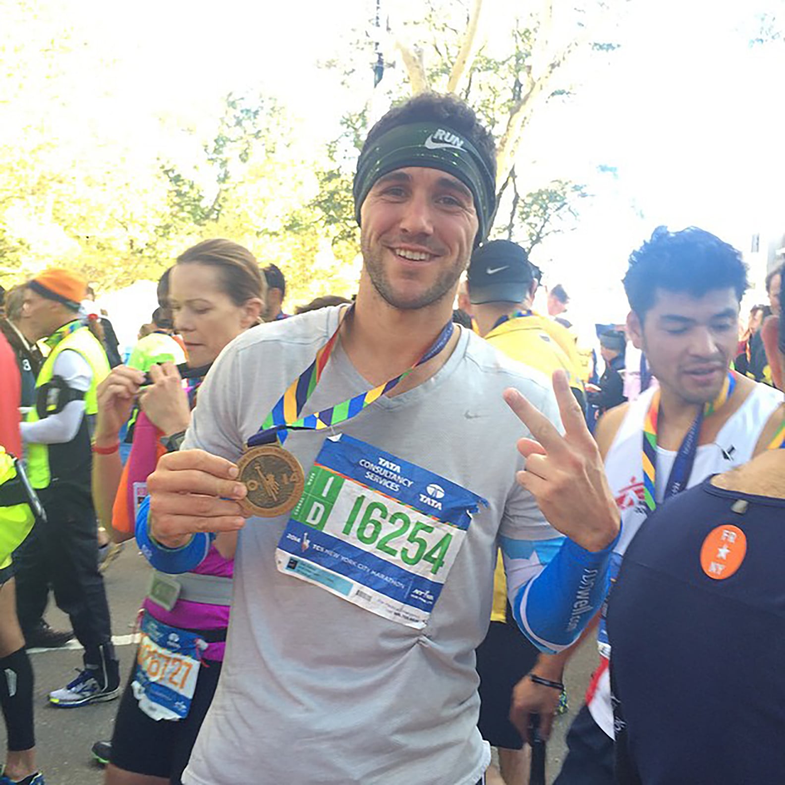 The Bachelorette: Who Is Zac Clark? | PS Entertainment