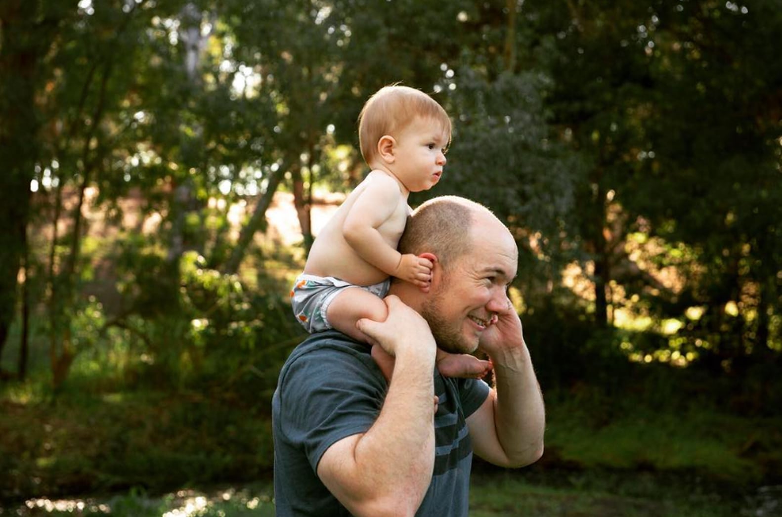 Cute Photos of Kids on Dads' Shoulders | PS Family