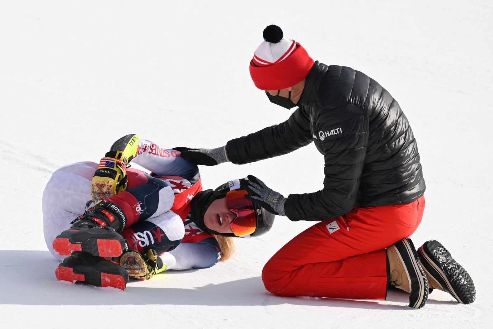 Nina O'Brien's Ski Crash in 2022 Olympics Giant Slalom | PS Fitness