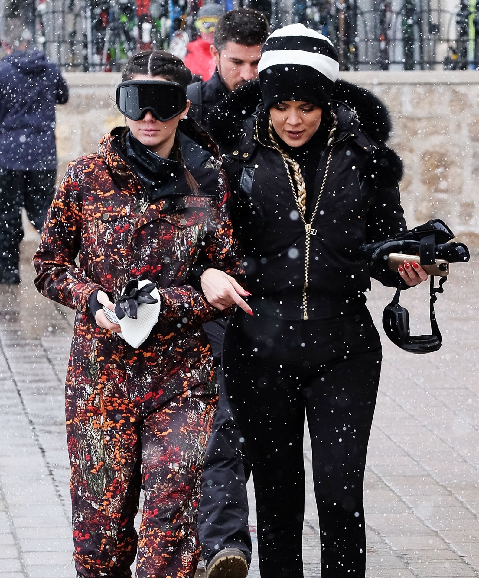 The Kardashian-Jenner Family Vacation in Colorado April 2016 | PS Celebrity