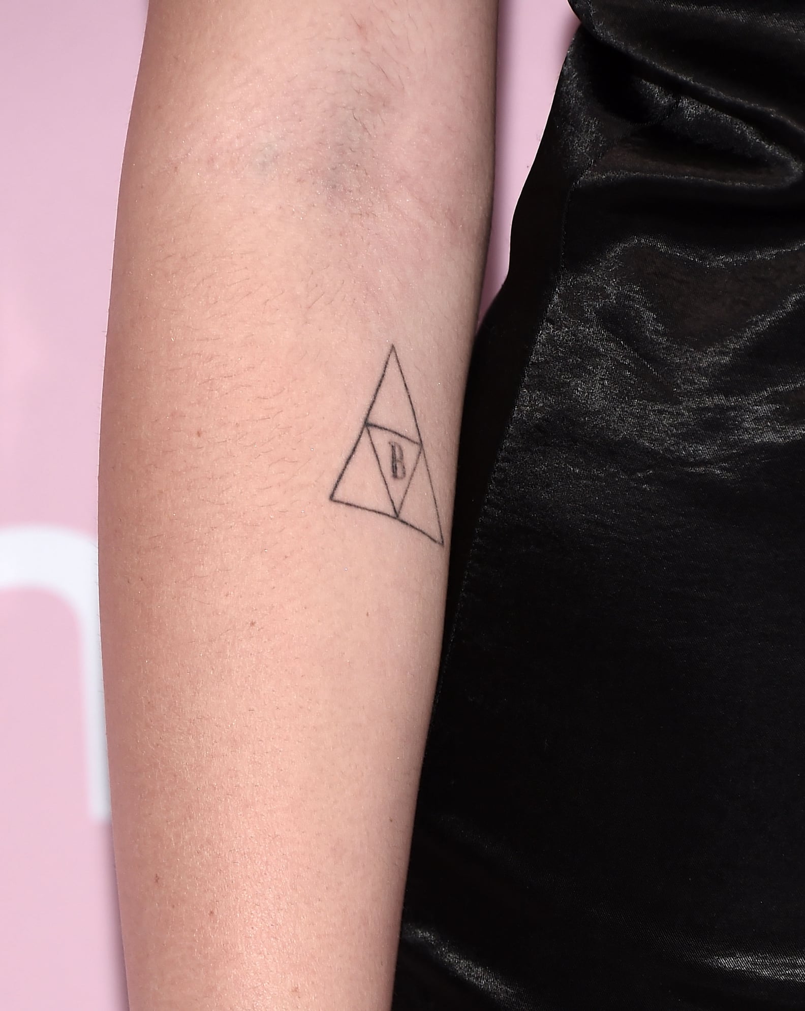 Noah Cyrus's 35+ Tattoos: What Do They Mean? | PS Beauty
