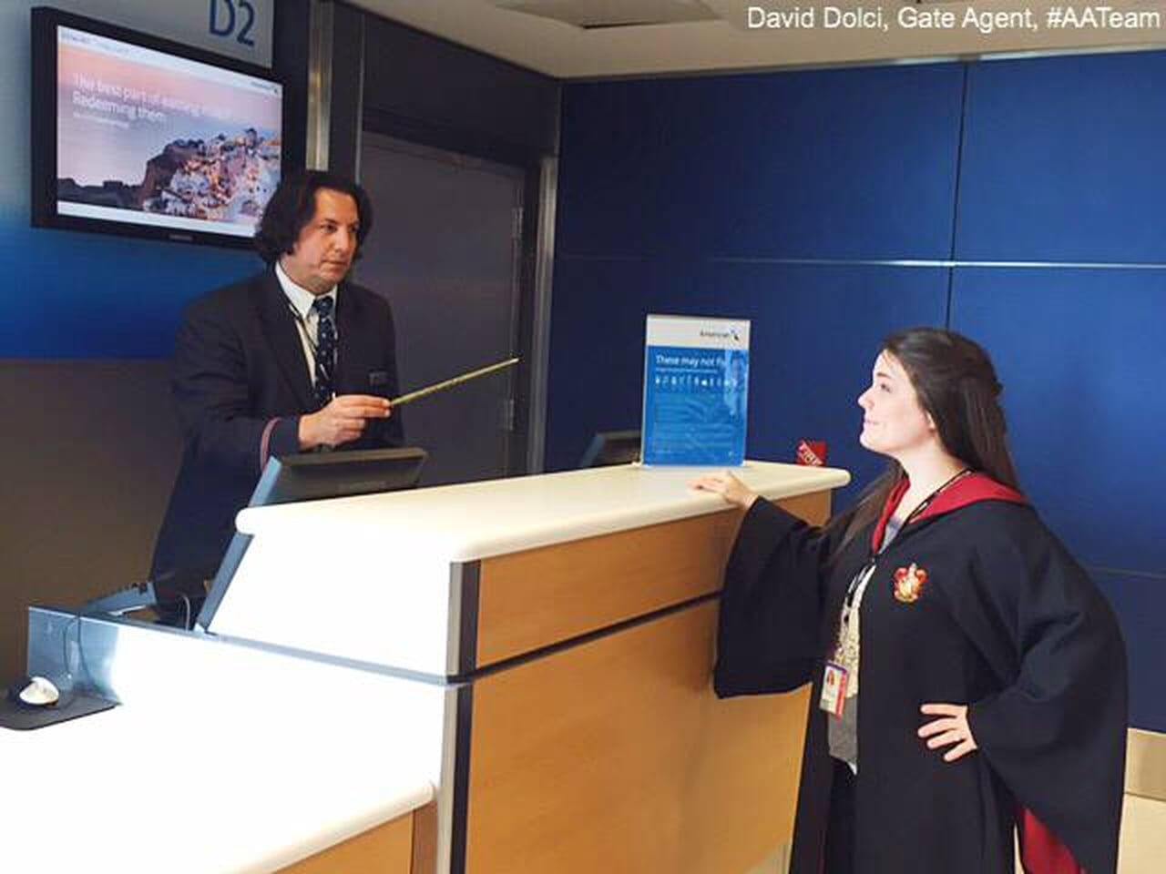 American Airlines Gate Agent Who Looks Like Severus Snape | PS Tech