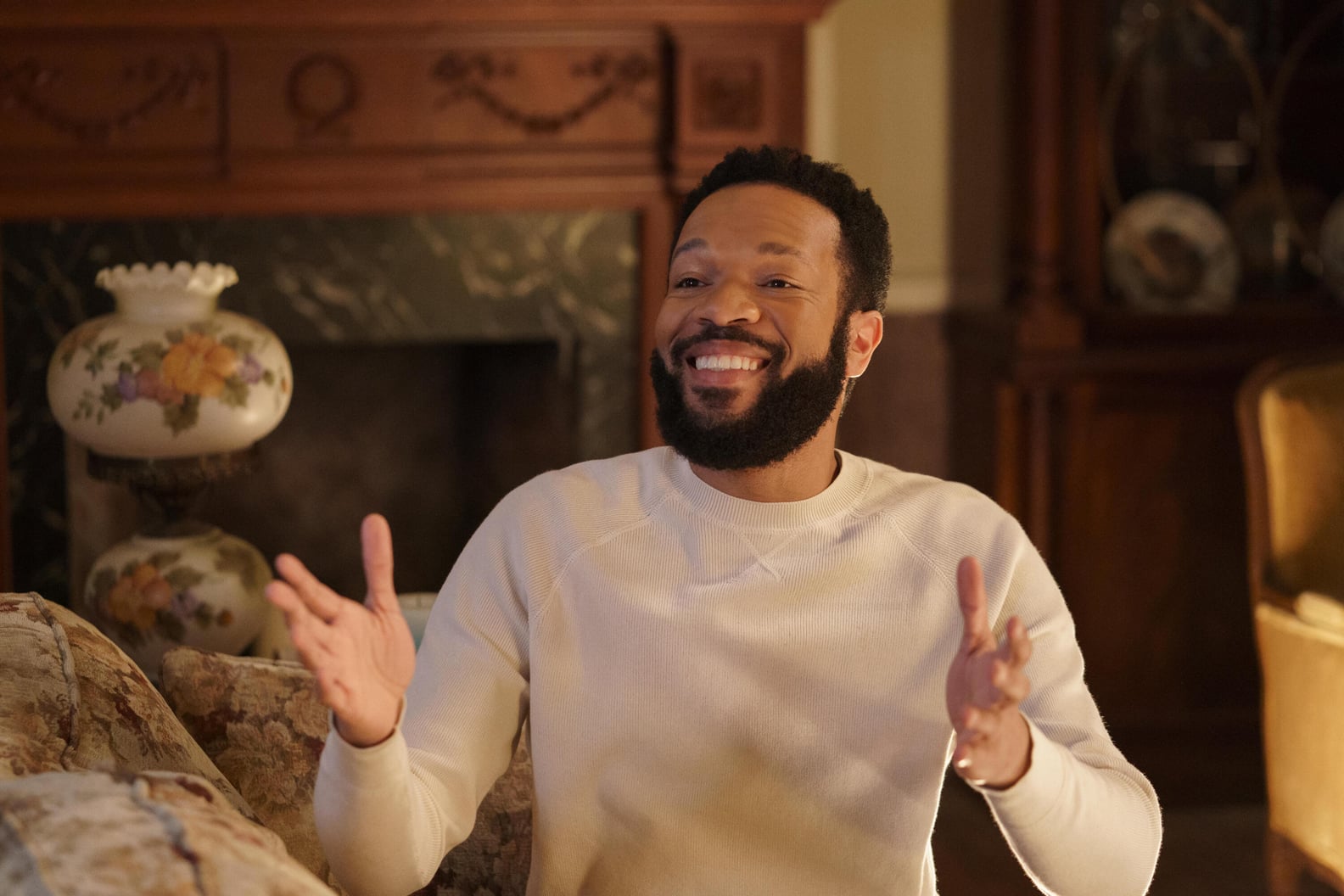 Only Murders in the Building: Who Killed Ben Glenroy? | POPSUGAR ...