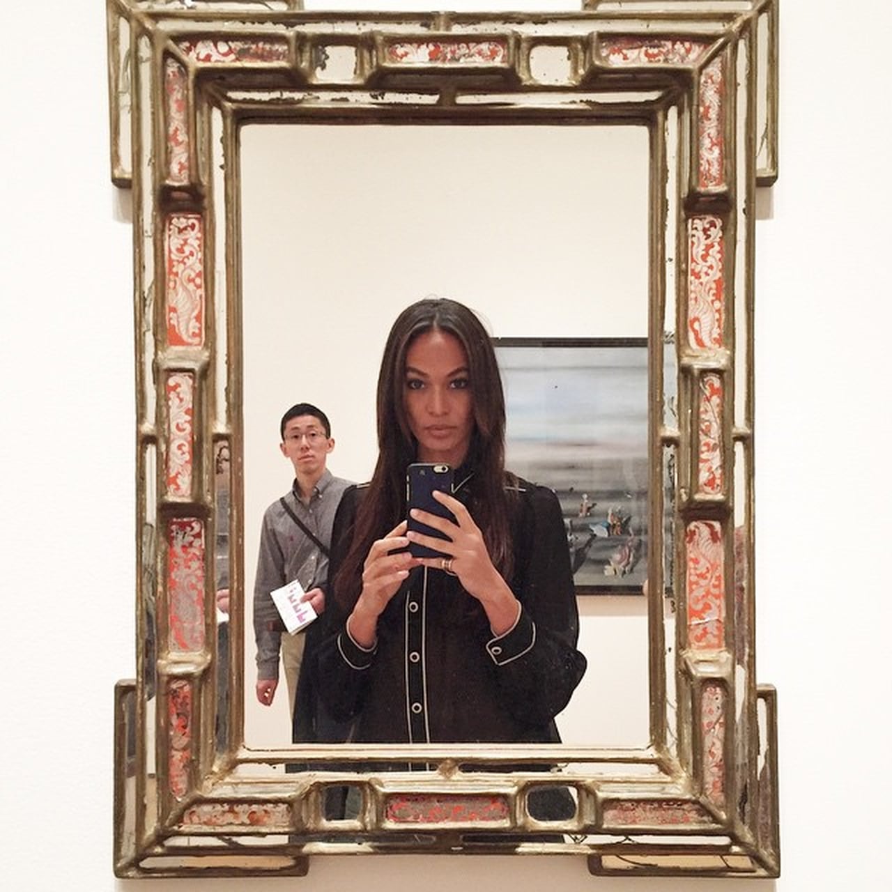 Joan Smallss Selfies Popsugar Latina