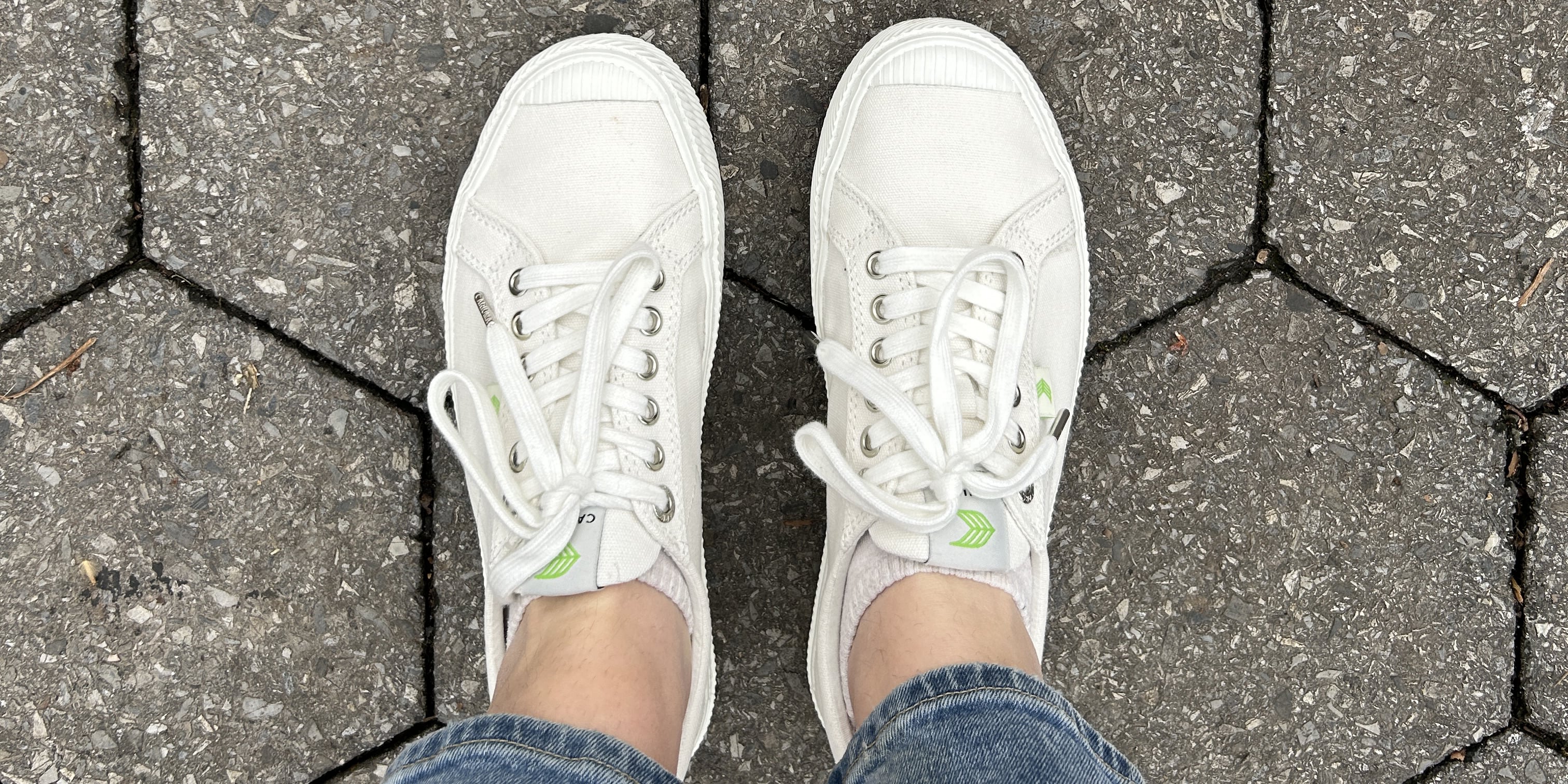 Cariuma Oca Low Sneaker Review 2024 | PS Fashion