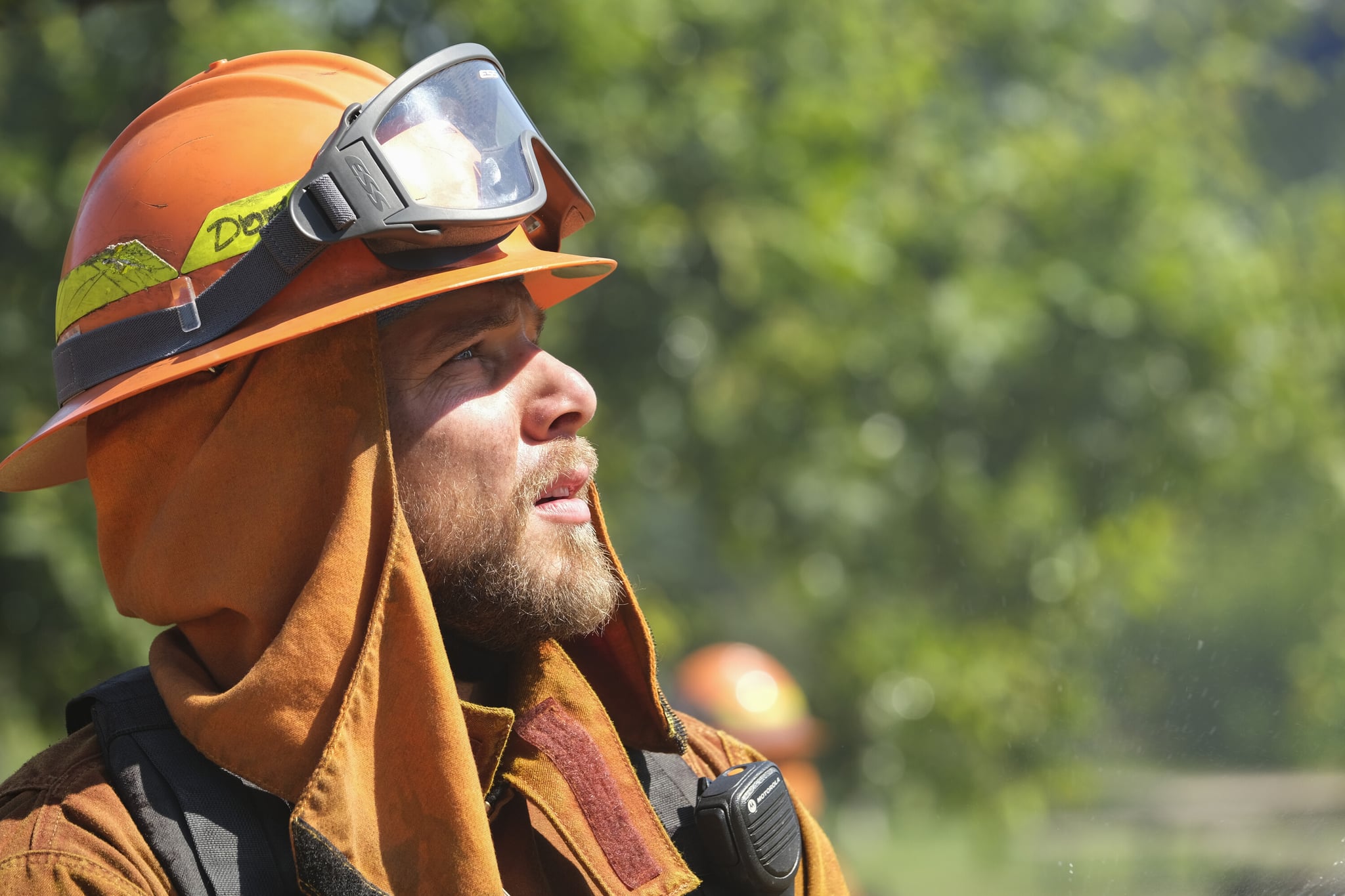 Max Thieriot's Small-Town Upbringing Inspired Fire Country | POPSUGAR ...