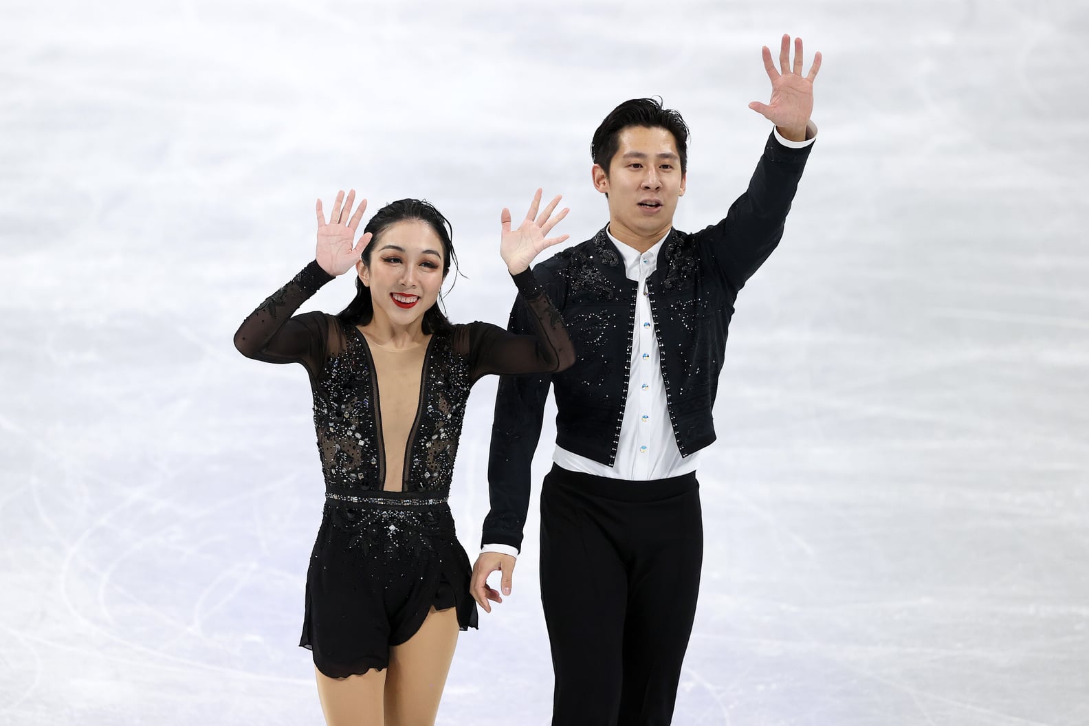 Olympic Figure Skating Pair Sui and Han Break World Record | PS Fitness