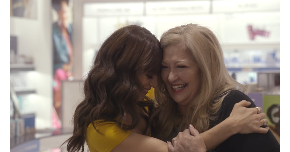 Selfless Mom Gets Day of Beauty to Focus on Herself | POPSUGAR Latina