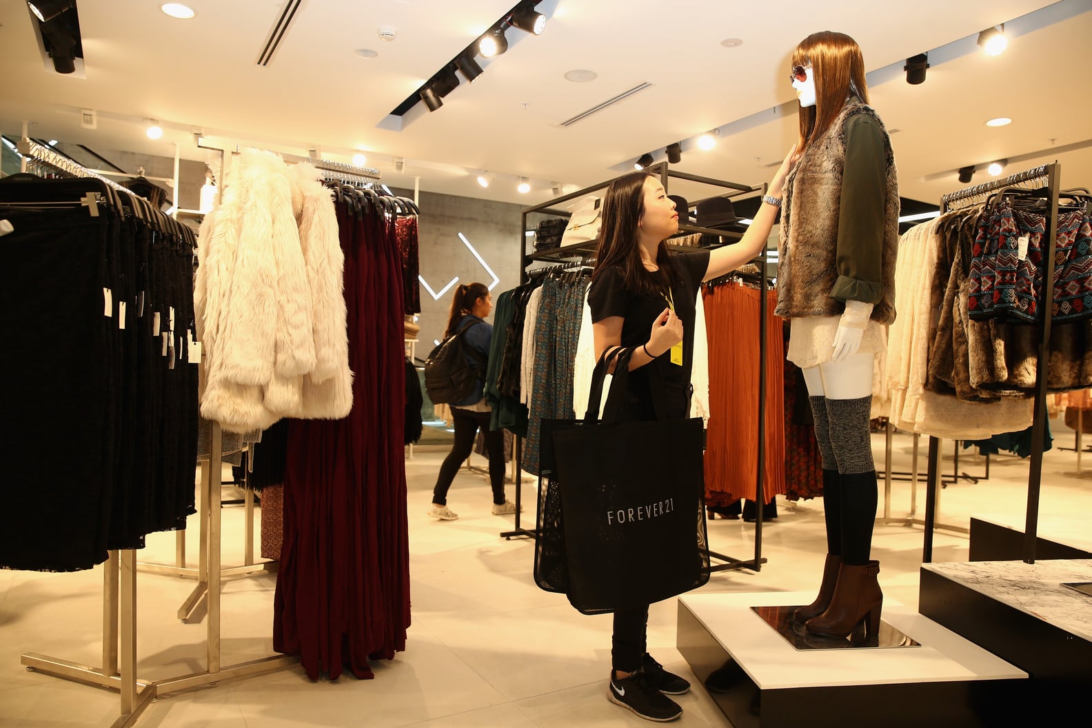 Facts About Forever 21 | POPSUGAR Fashion
