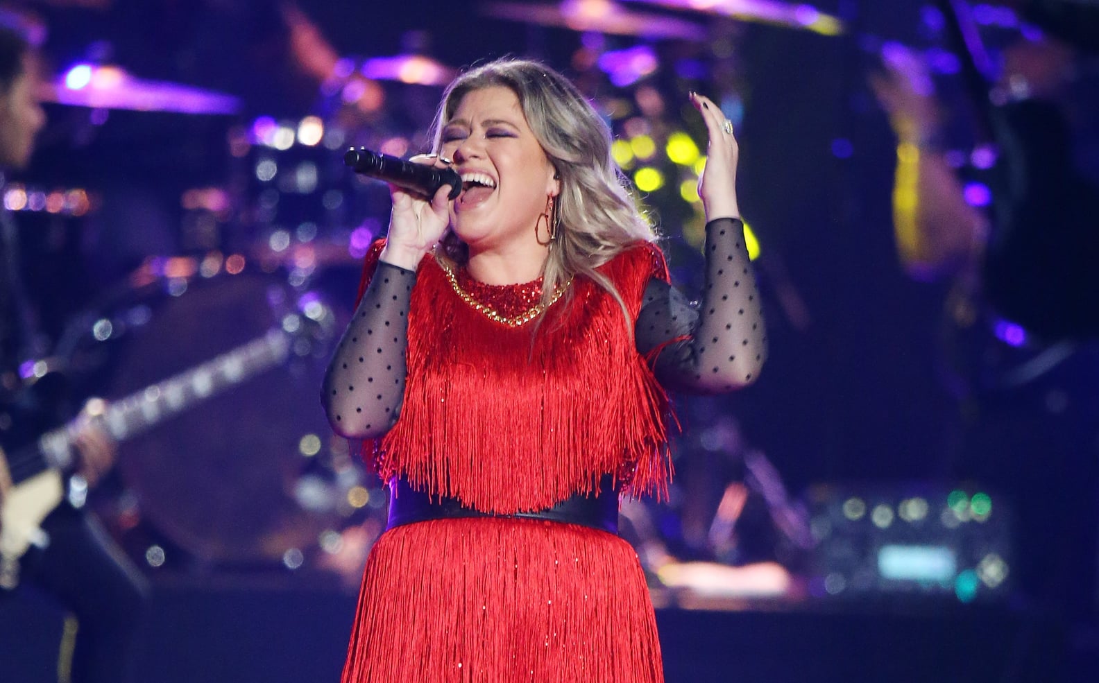 Kelly Clarkson Sings The Greatest Showman's "Never Enough" | PS ...