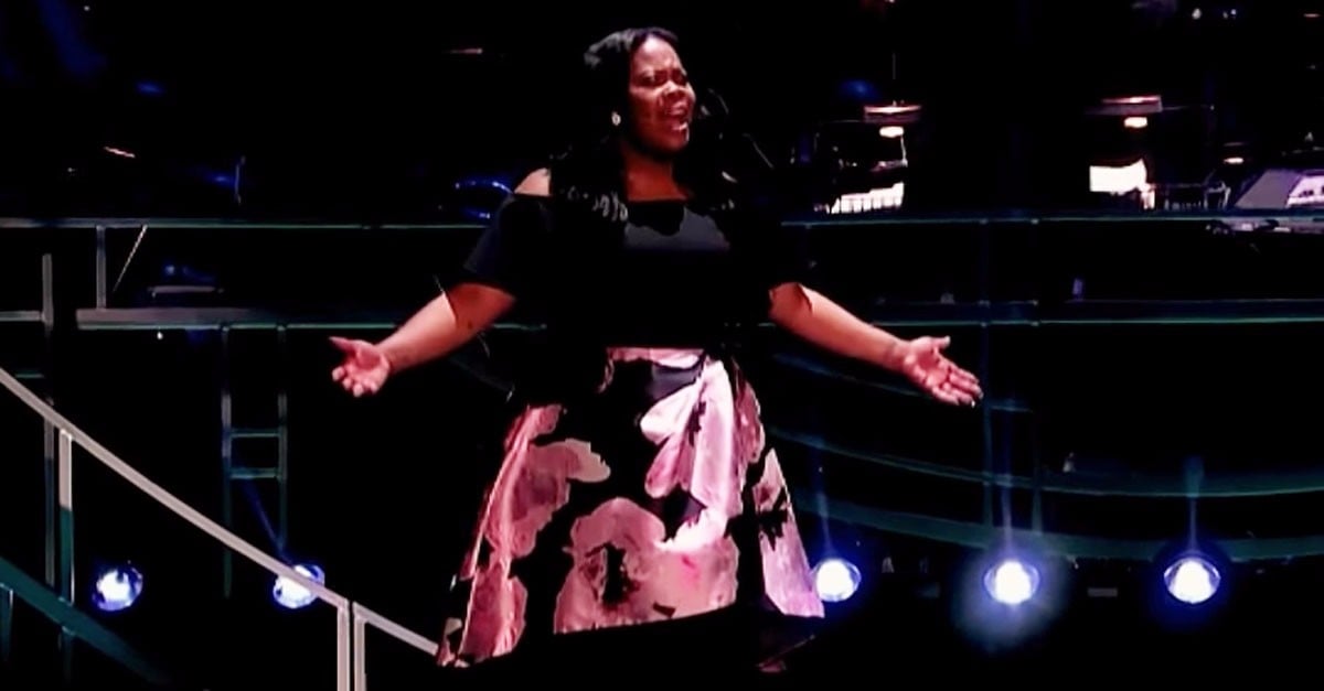 Amber Riley Sings "And I Am Telling You" Olivier Awards 2017 | PS ...