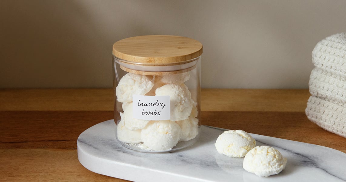 How to Make DIY Laundry Bombs to Clean Clothes | PS Smart Living