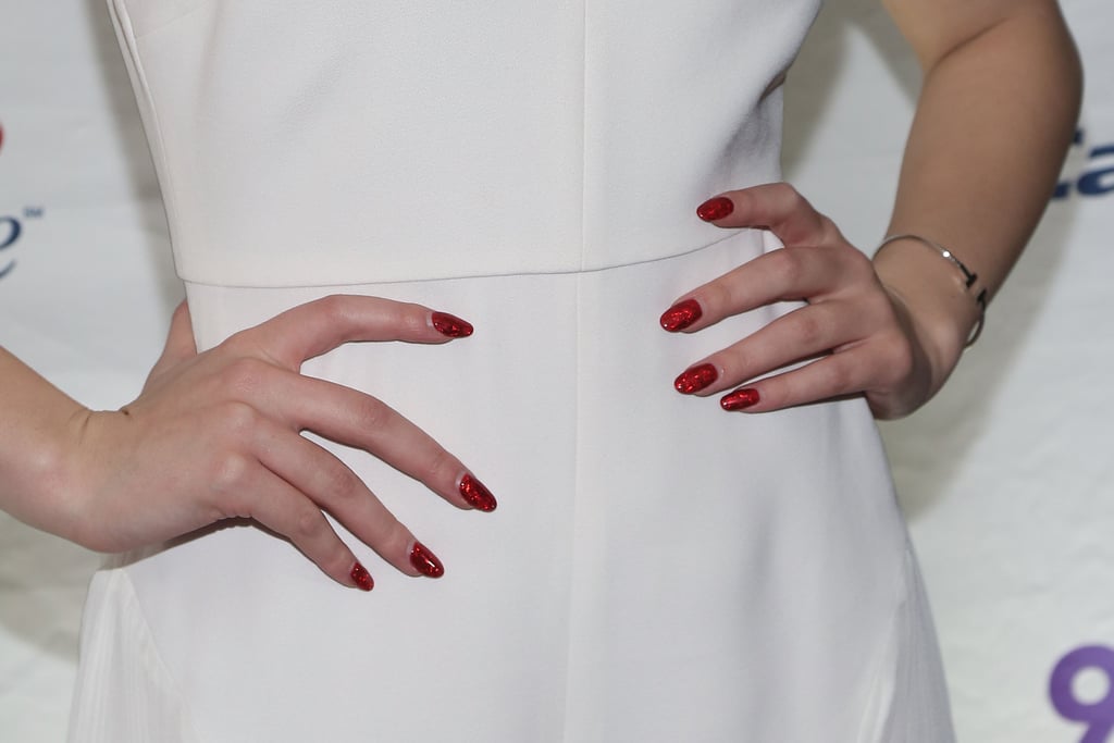 Hailee Steinfeld's Black-and-White French Manicure | POPSUGAR Beauty