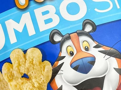 Kellogg's Cereal Jumbo Snax Include Giant Froot Loops | POPSUGAR Food