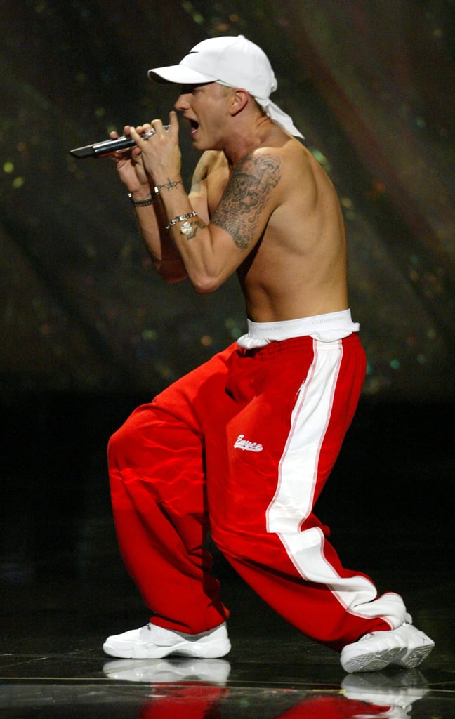 Eminem went shirtless for his VMAs performance in August 2002. | Hot ...