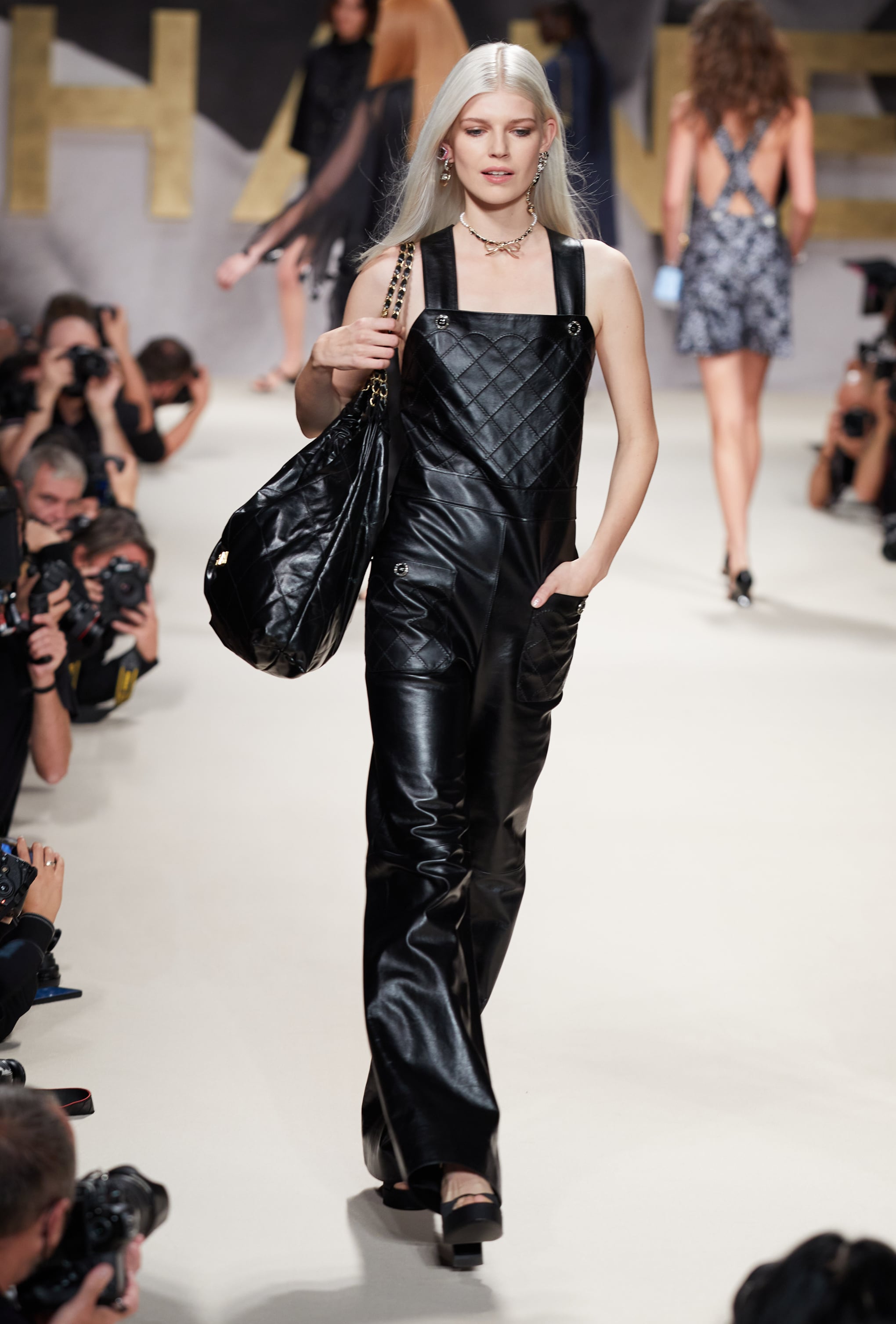 Everything You Need to Know About Chanel's Nostalgic Runway | POPSUGAR ...