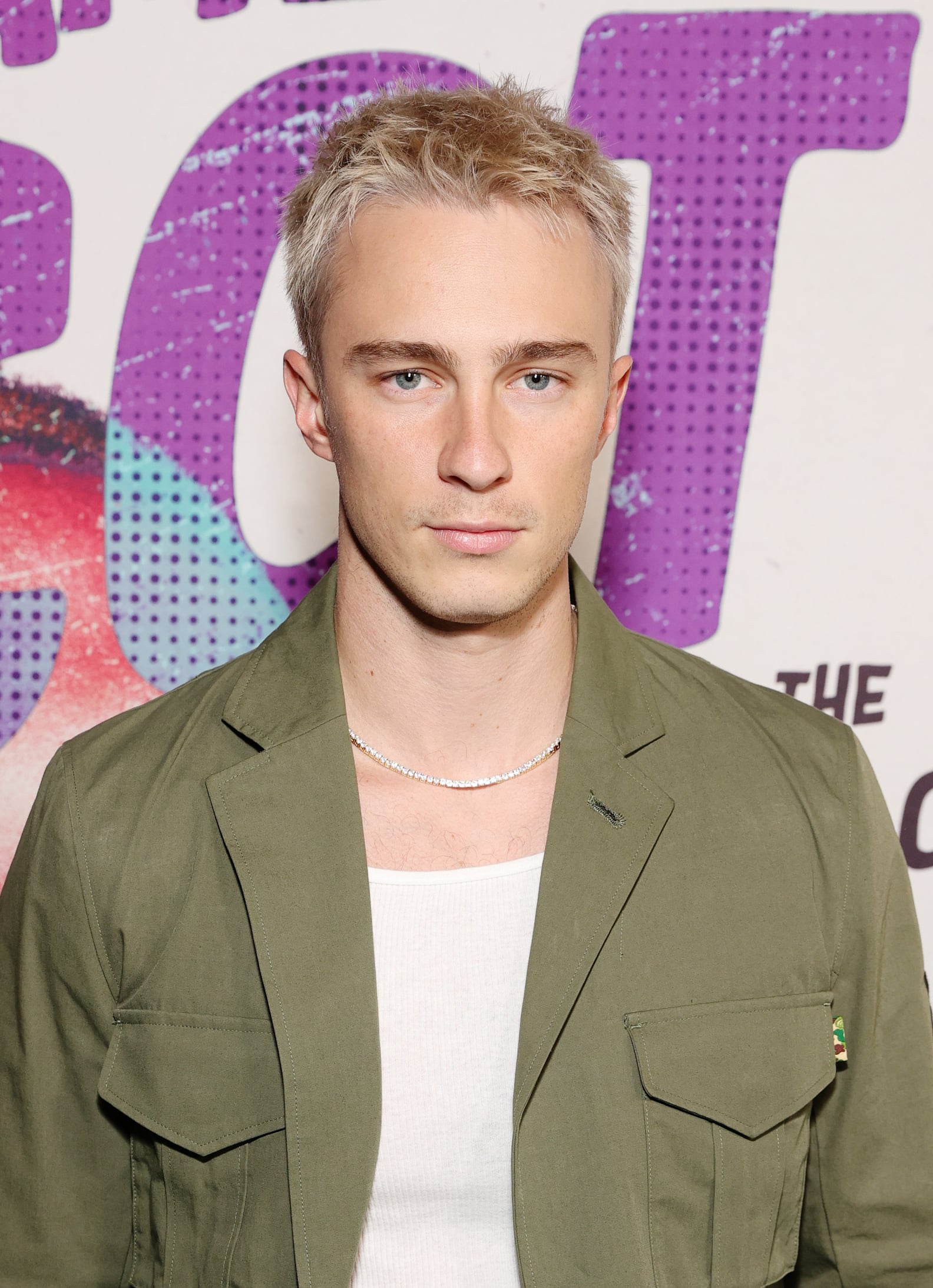 Outer Banks: Rafe Cameron's Buzz Cut Is the Star of Season 3 | PS UK Beauty