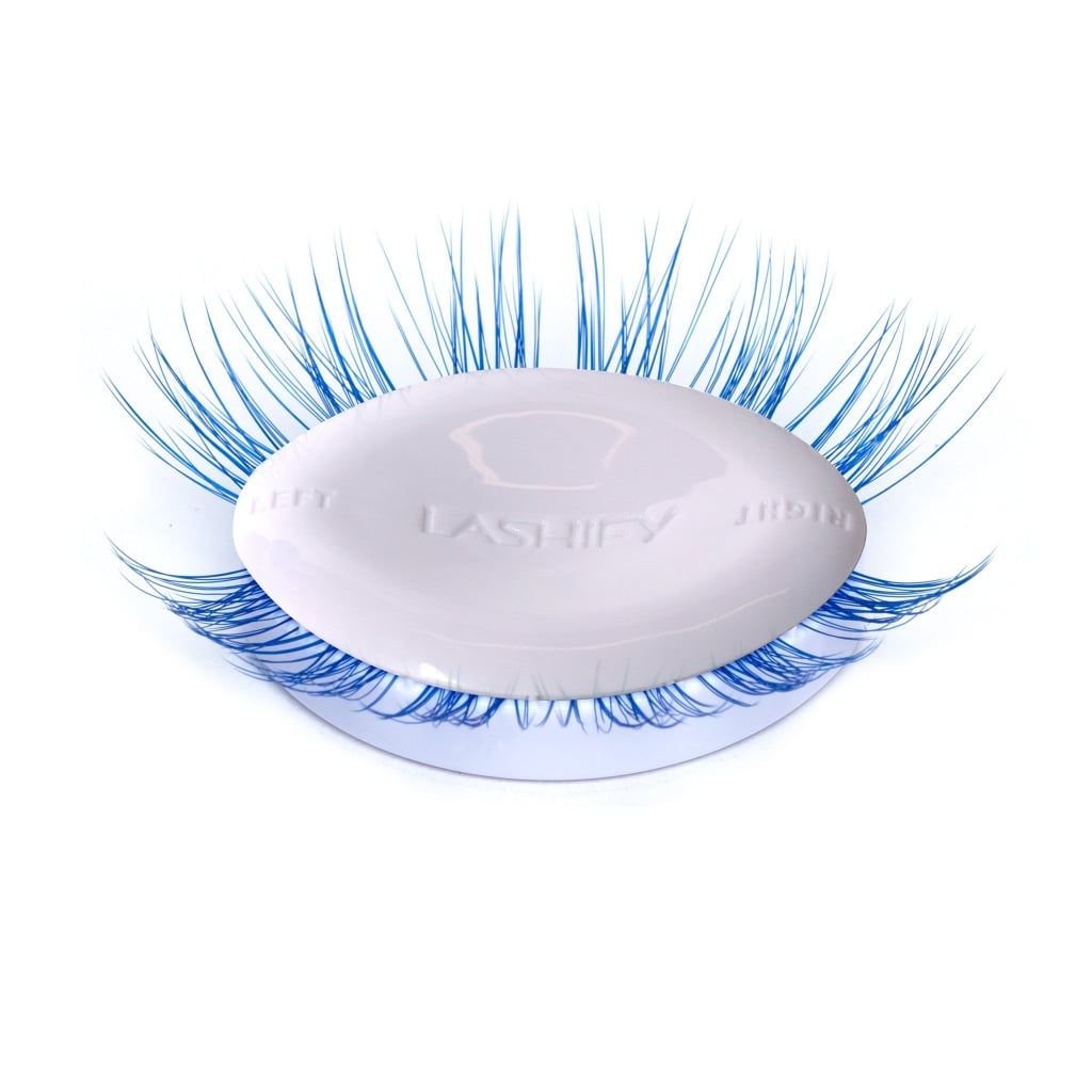 Lupita Nyong'o's Golden Globes Blue Lashes 2018 | POPSUGAR Beauty